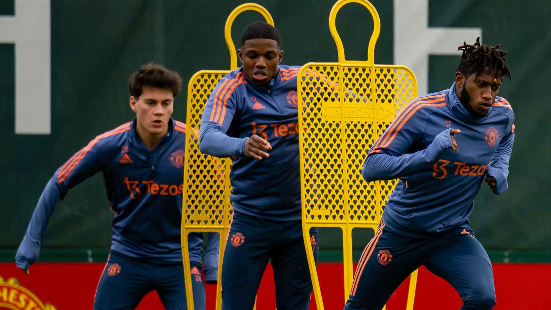 Training photos from Man Utd mens first team session at Carrington 7 ...