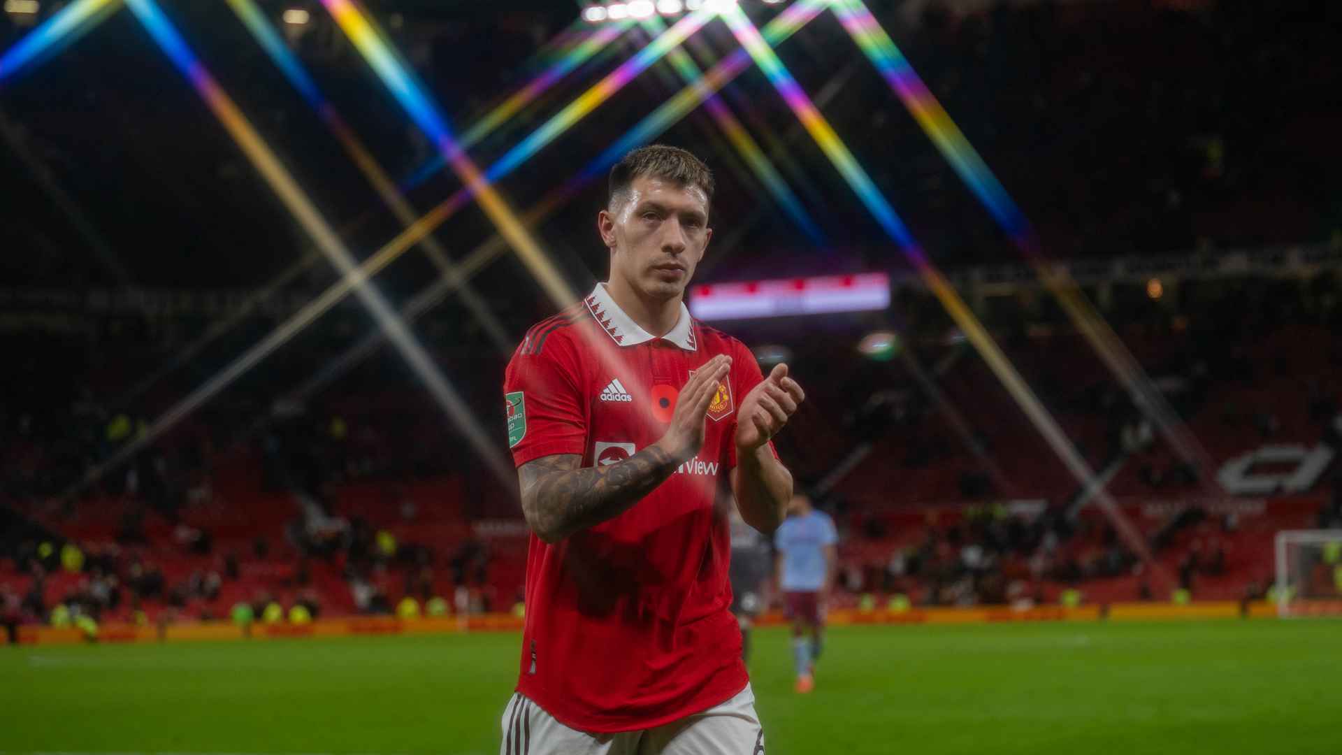 Lisandro Martinez in Argentina squad for World Cup finals | Manchester ...