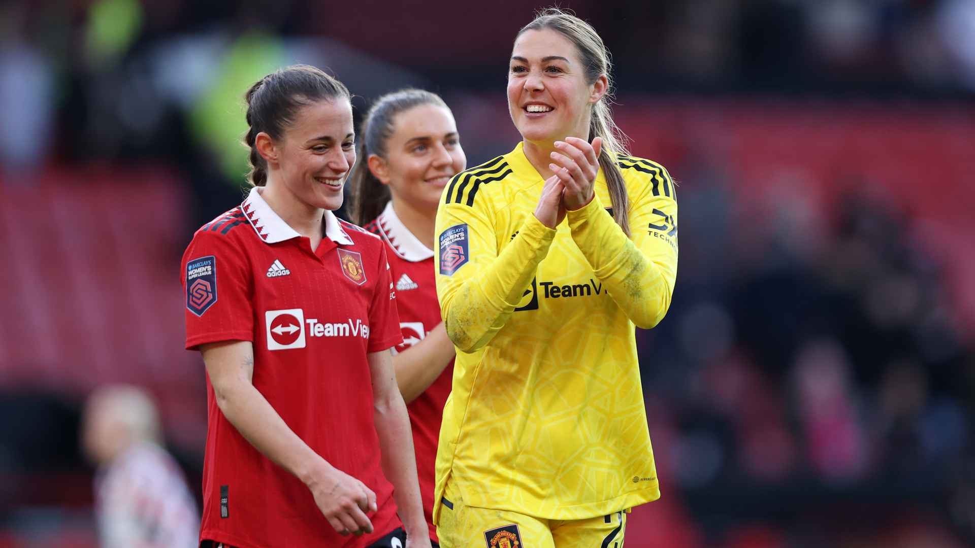 Man Utd Women duo Mary Earps and Ona Batlle nominated for the PFA WSL ...