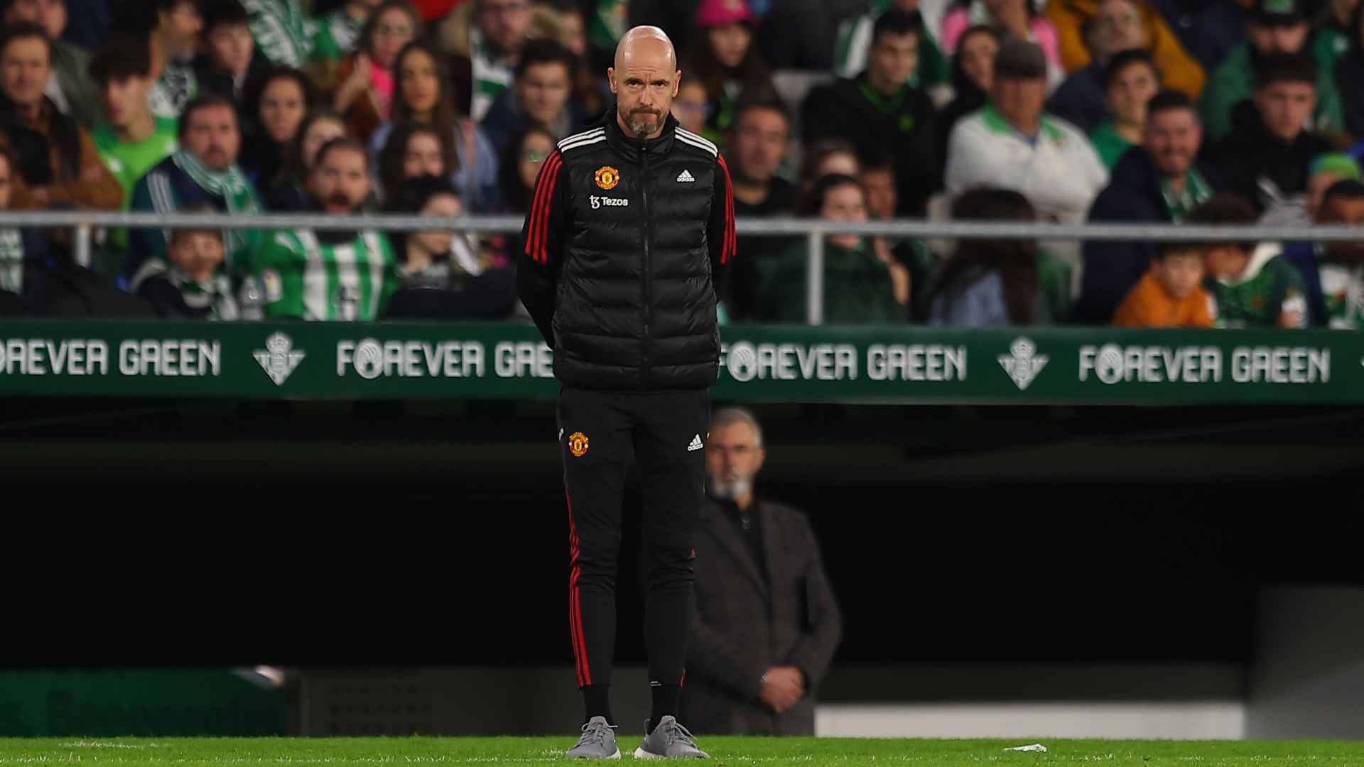 Ten Hag: Search on for new striker | Manchester United