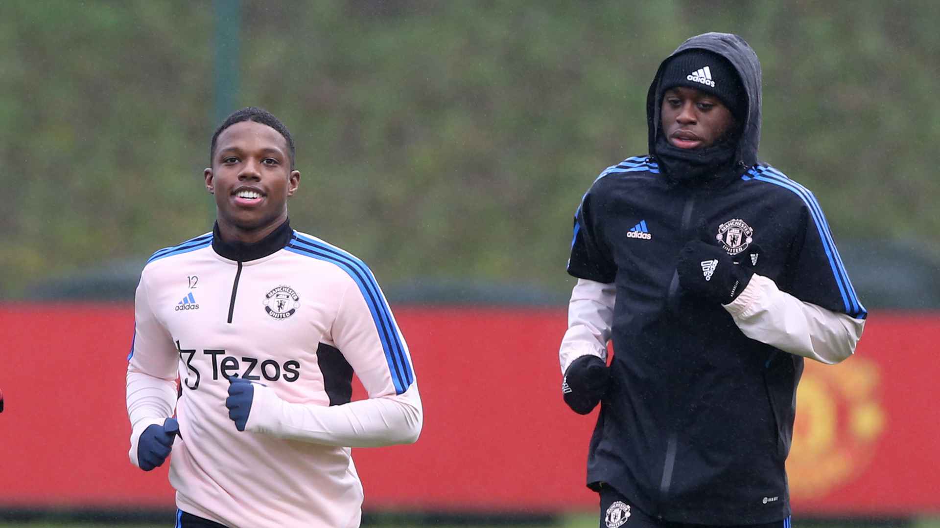 Man Utd legend Denis Irwin praises full-backs Dalot, Malacia, Shaw and ...