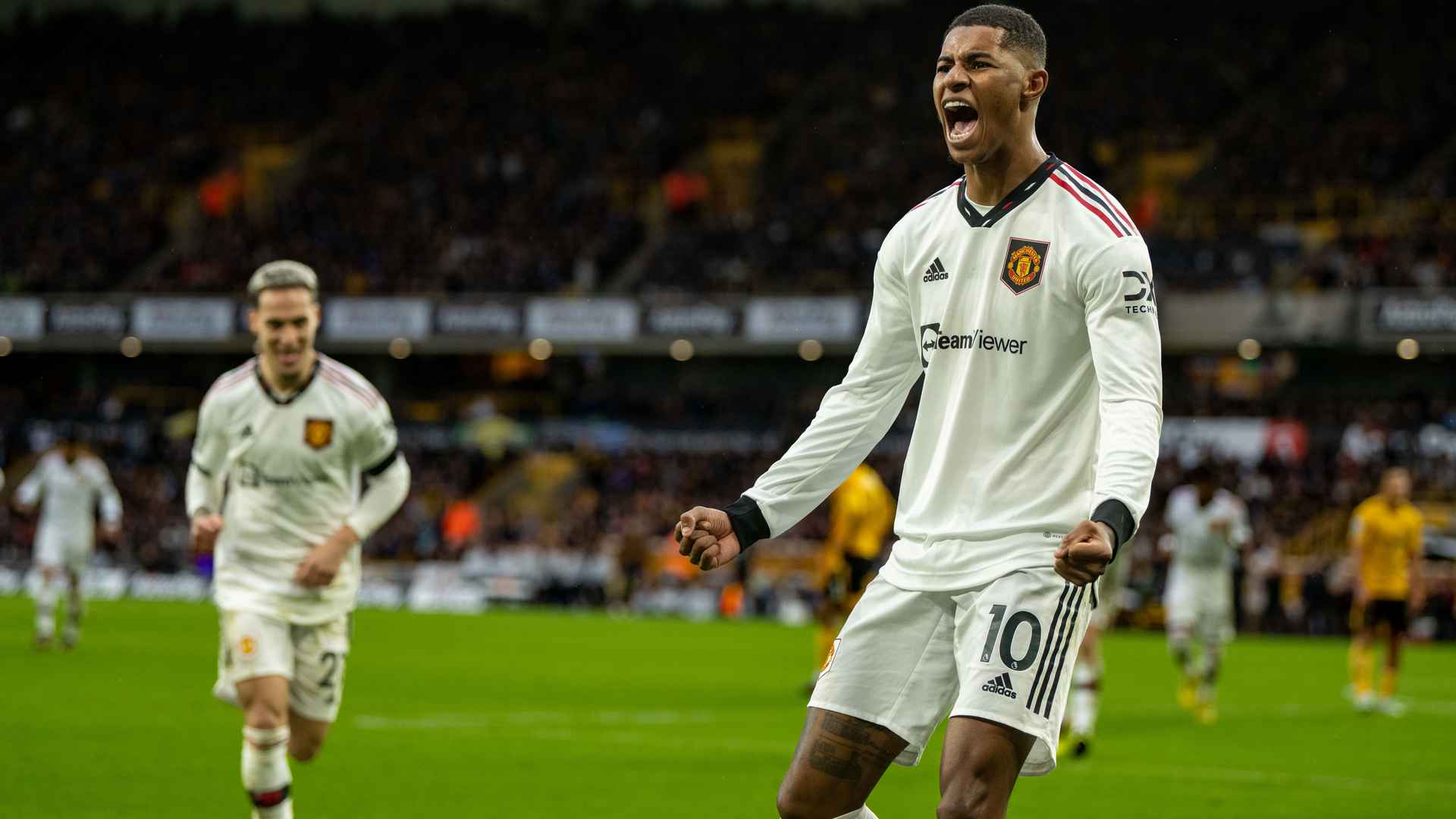 Phone footage Marcus Rashford winning goal Wolves 0 Man Utd 1 ...