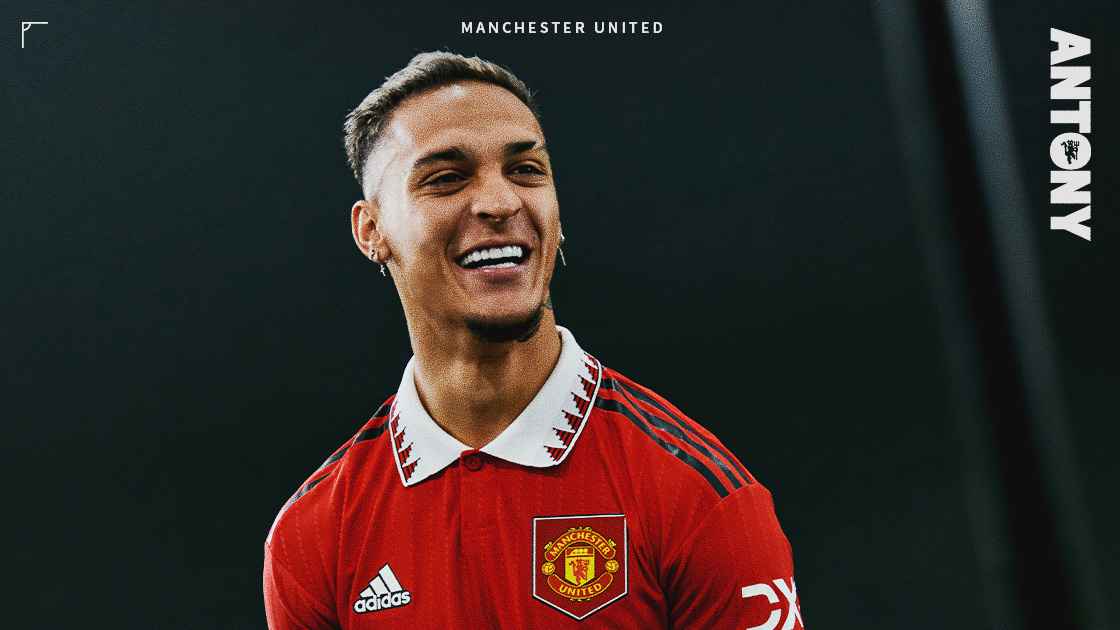 Gallery: First images of Antony in the kits | Manchester United