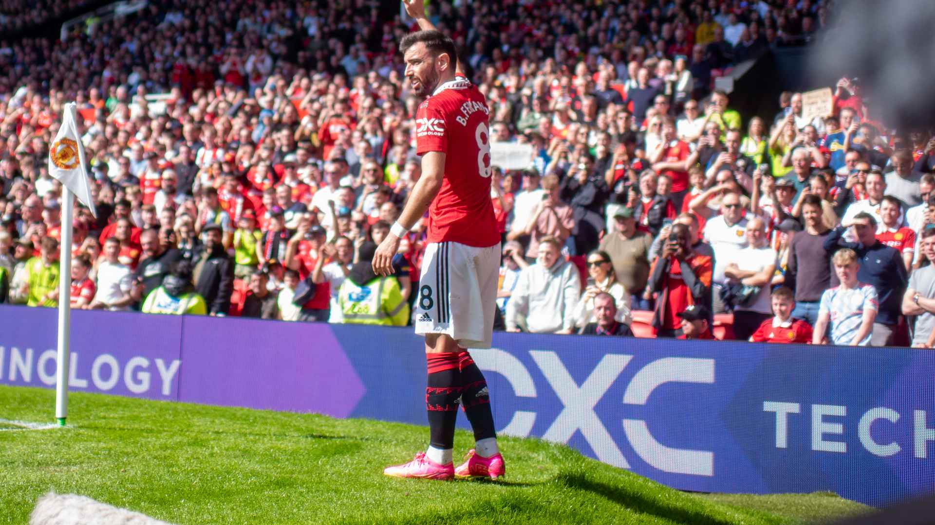Gallery Of Images From Old Trafford As Man Utd Win V Everton
