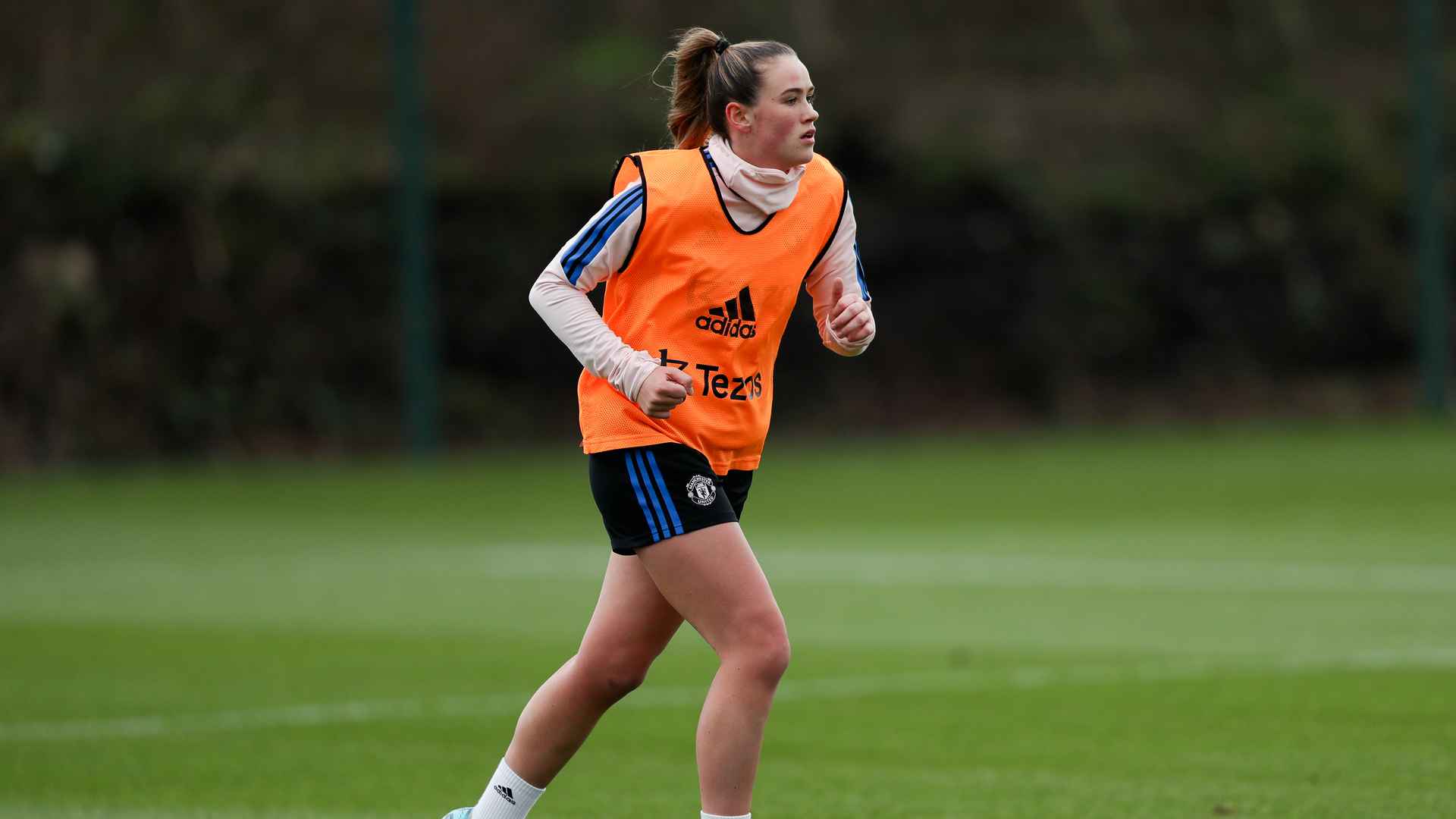 Man Utd midfielder Grace Clinton signs for Bristol City on loan ...