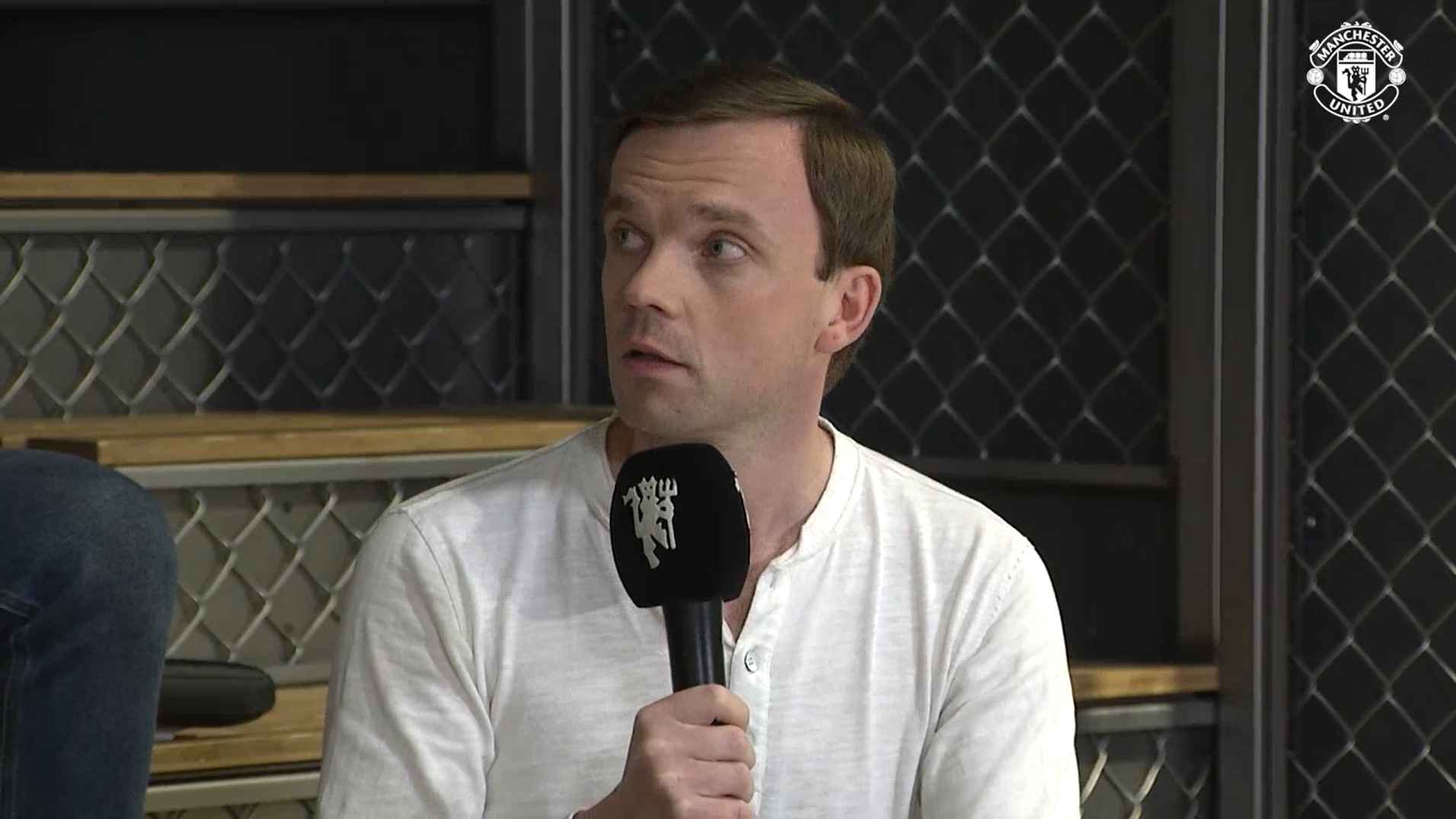 The Debate clip Samuel Luckhurst on Golden Glove award | Manchester United