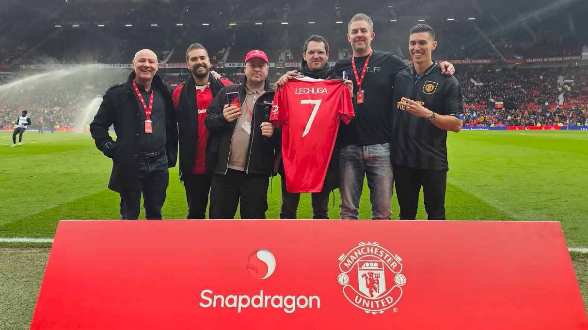 Snapdragon Insiders' trip to Old Trafford | Manchester United
