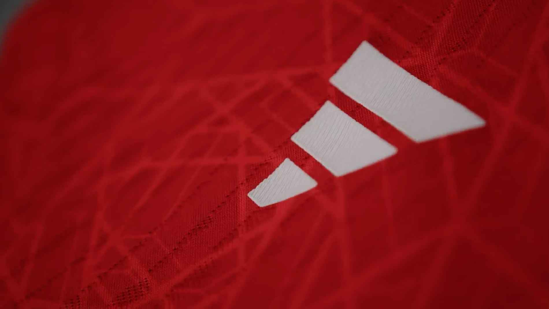 Second teaser video for 2023 24 Man Utd home kit by adidas | Manchester ...