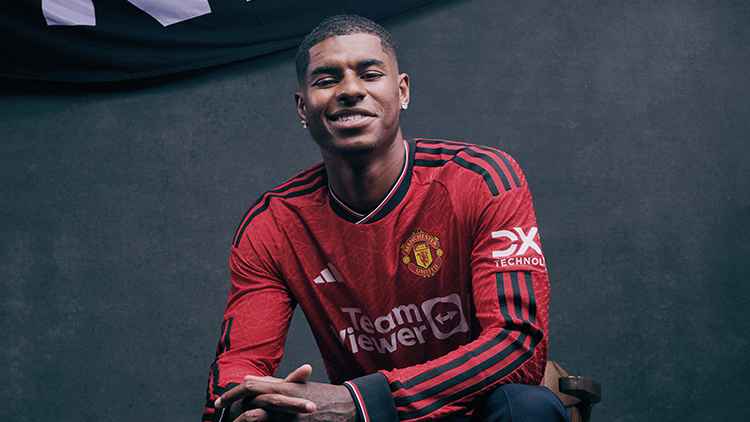 Marcus Rashford sends message to Man Utd supporters after signing new ...