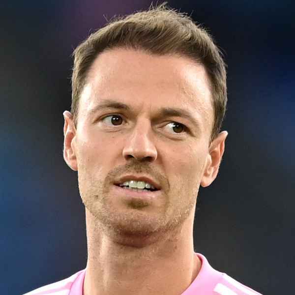 Luke Shaw | Defender | Man Utd First Team Player Profile | Manchester ...