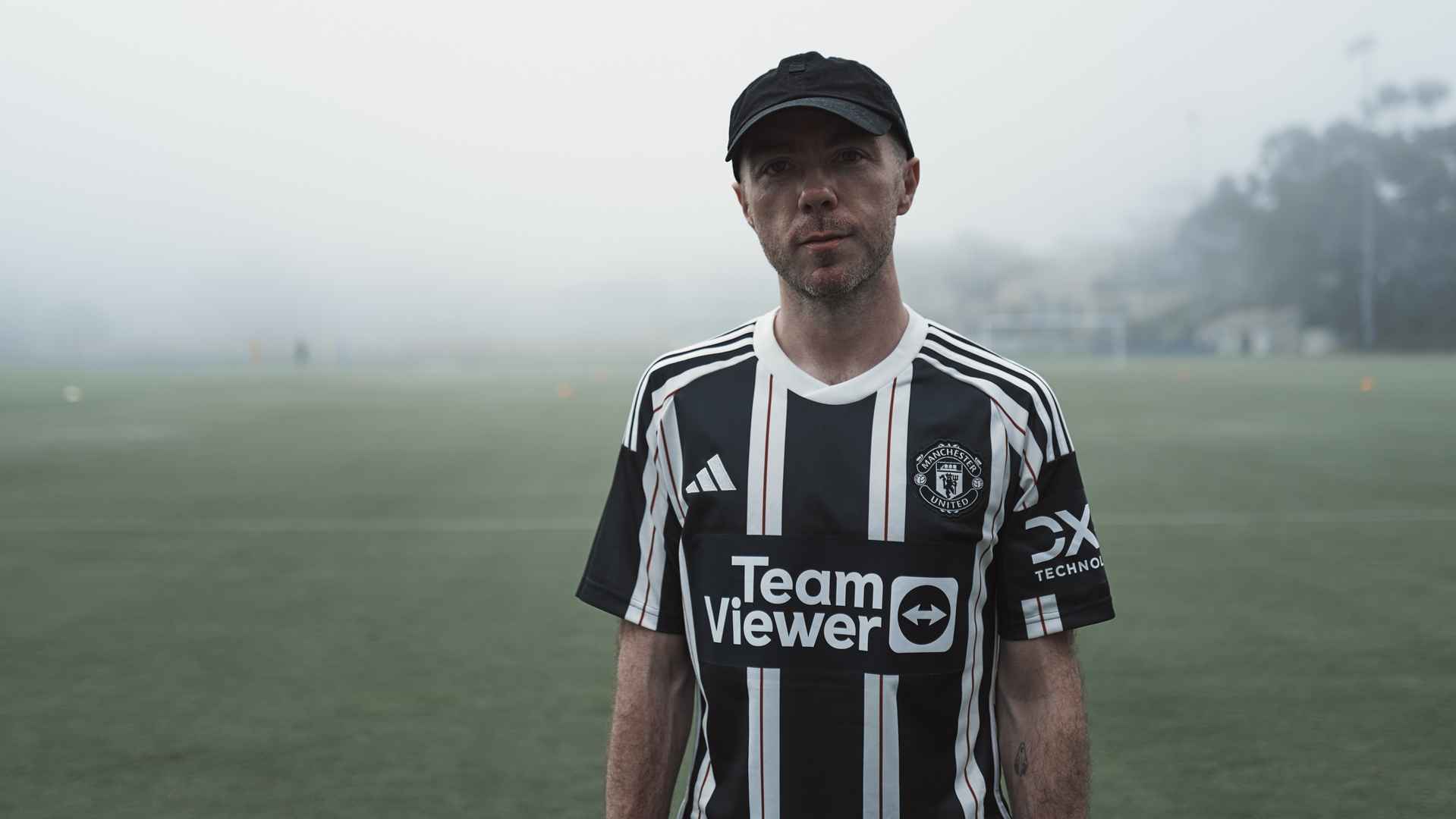 CHVRCHES member Martin Doherty chats all things Man Utd | Manchester United