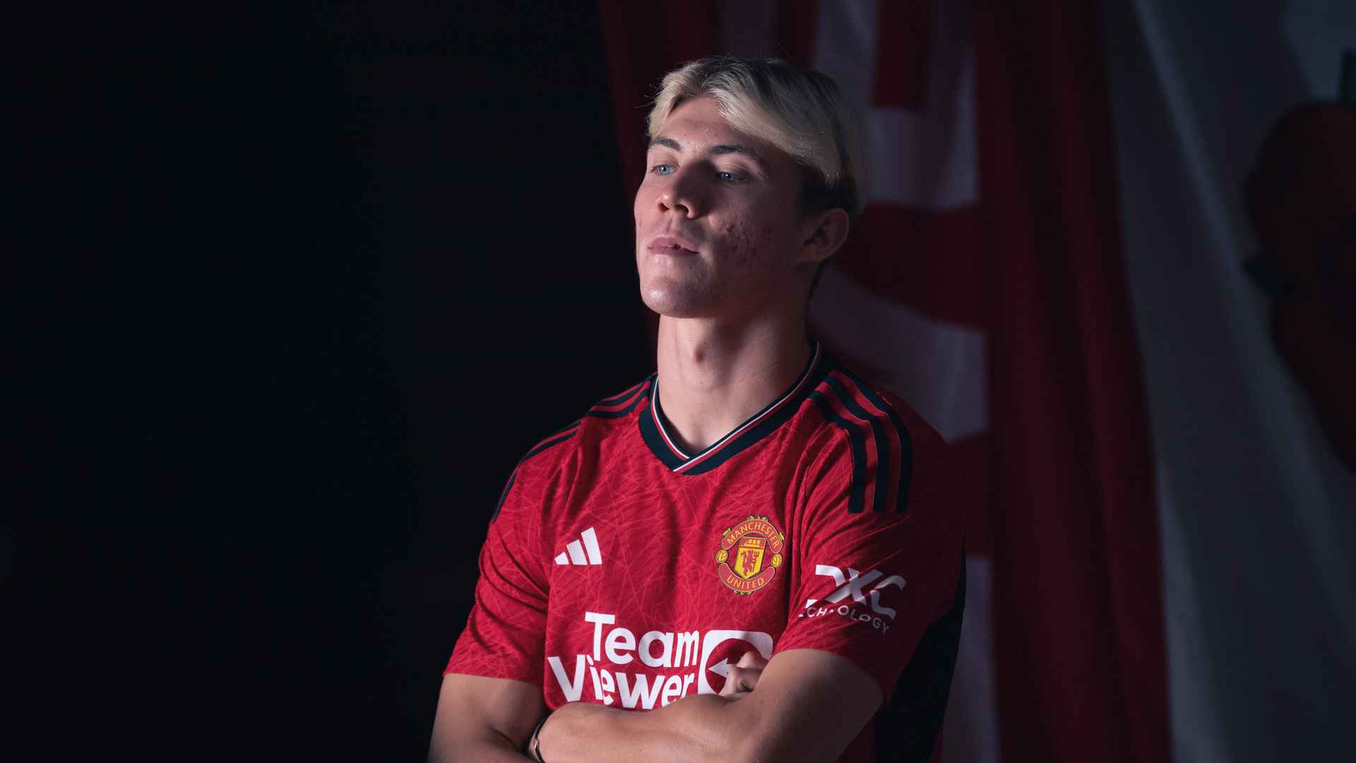 Sueño cumplido para Hojlund | Web oficial del Manchester United