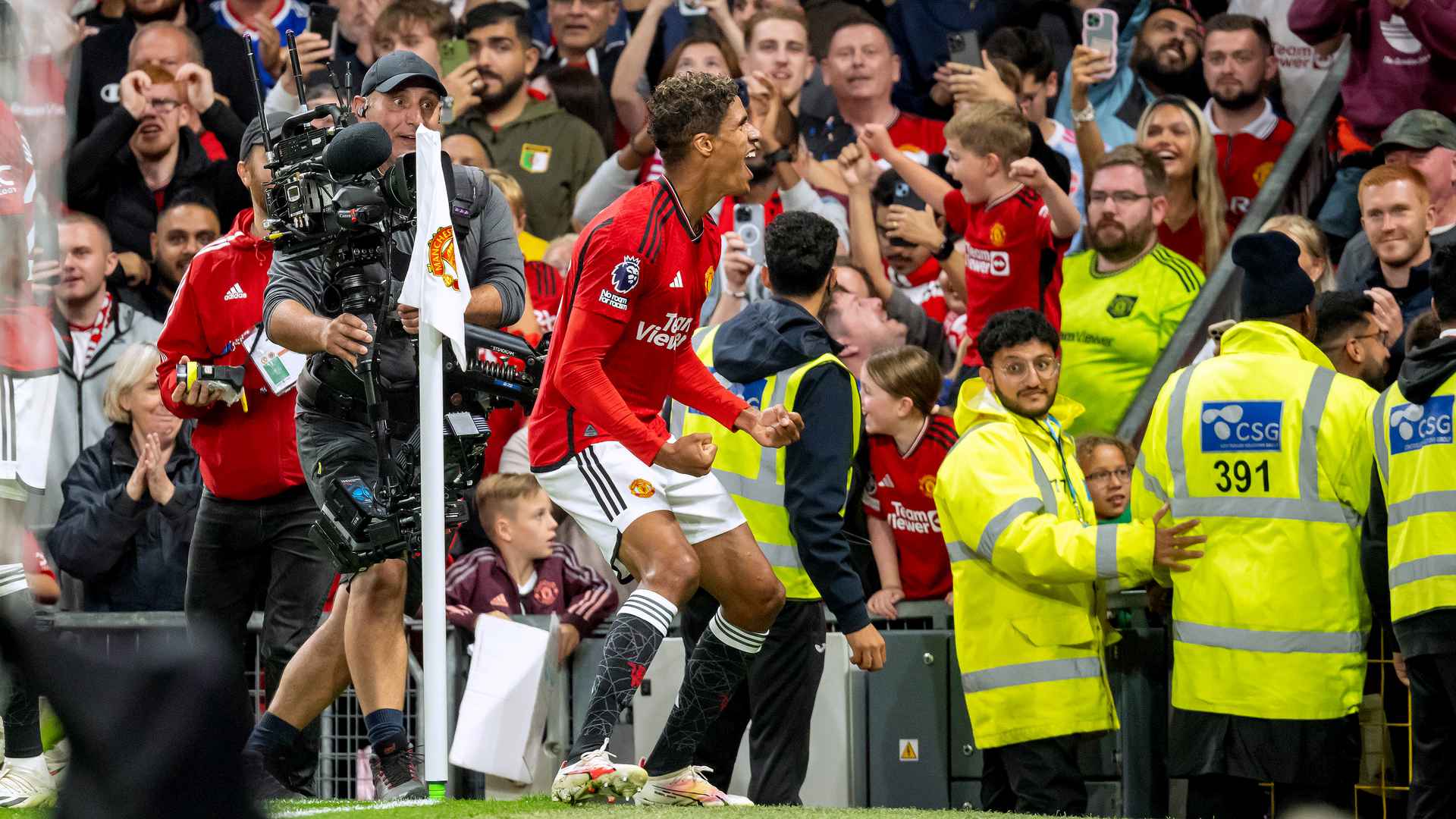 Facts and figures from Man Utd's 30-game unbeaten run at Old Trafford ...