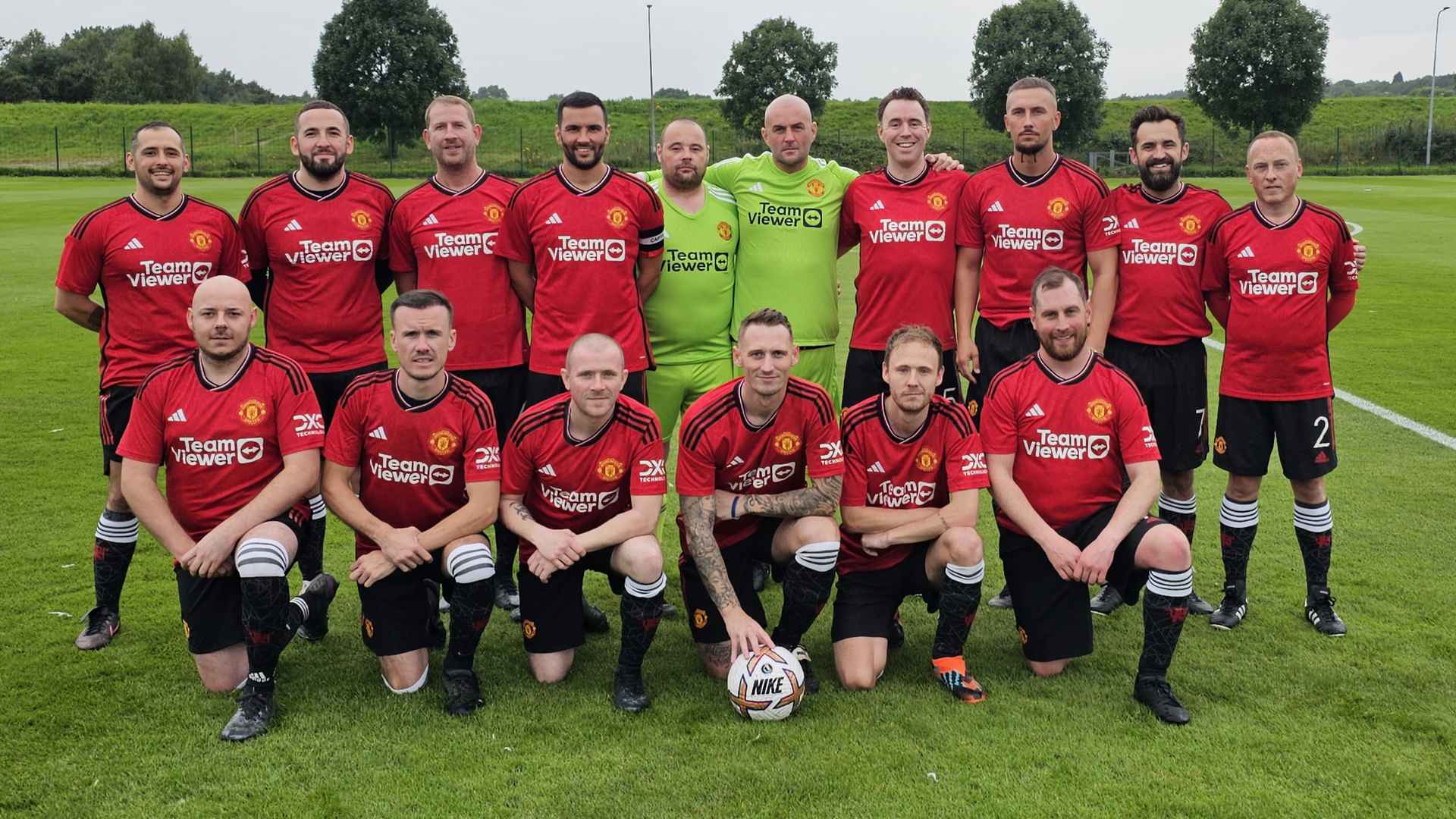 Man Utd fans are champions of England! | Manchester United