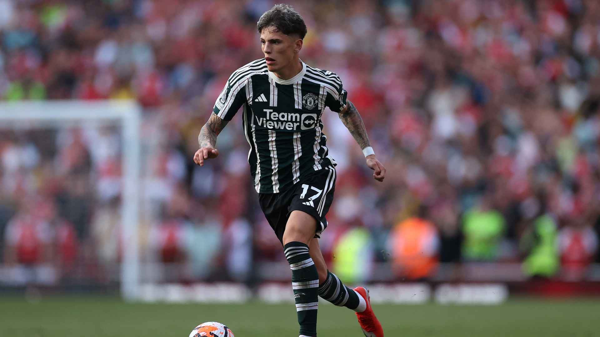 Antonio Valencia praises Man Utd forward Alejandro Garnacho ...