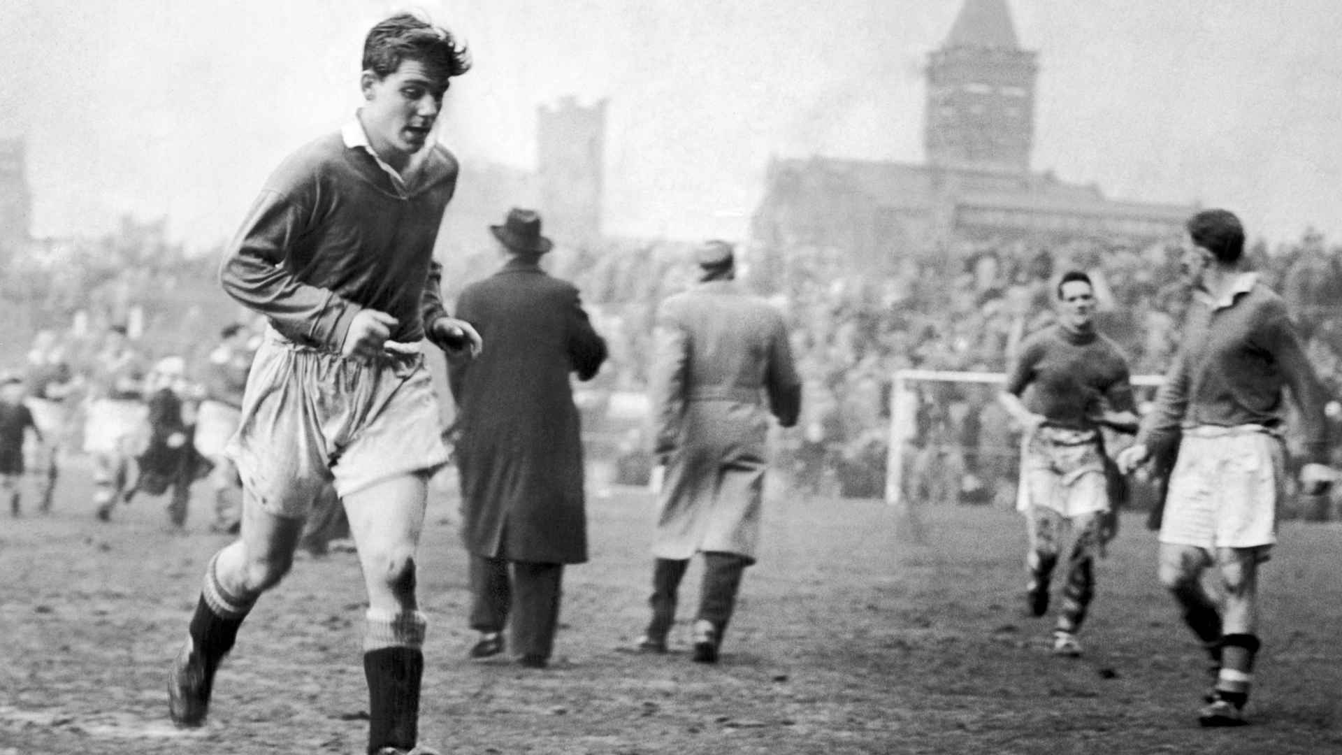 duncan edwards coloring pages