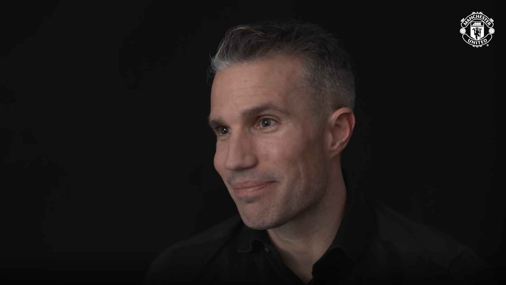 Robin van Persie interview before Man Utd 2 Barcelona 1 in Europa ...