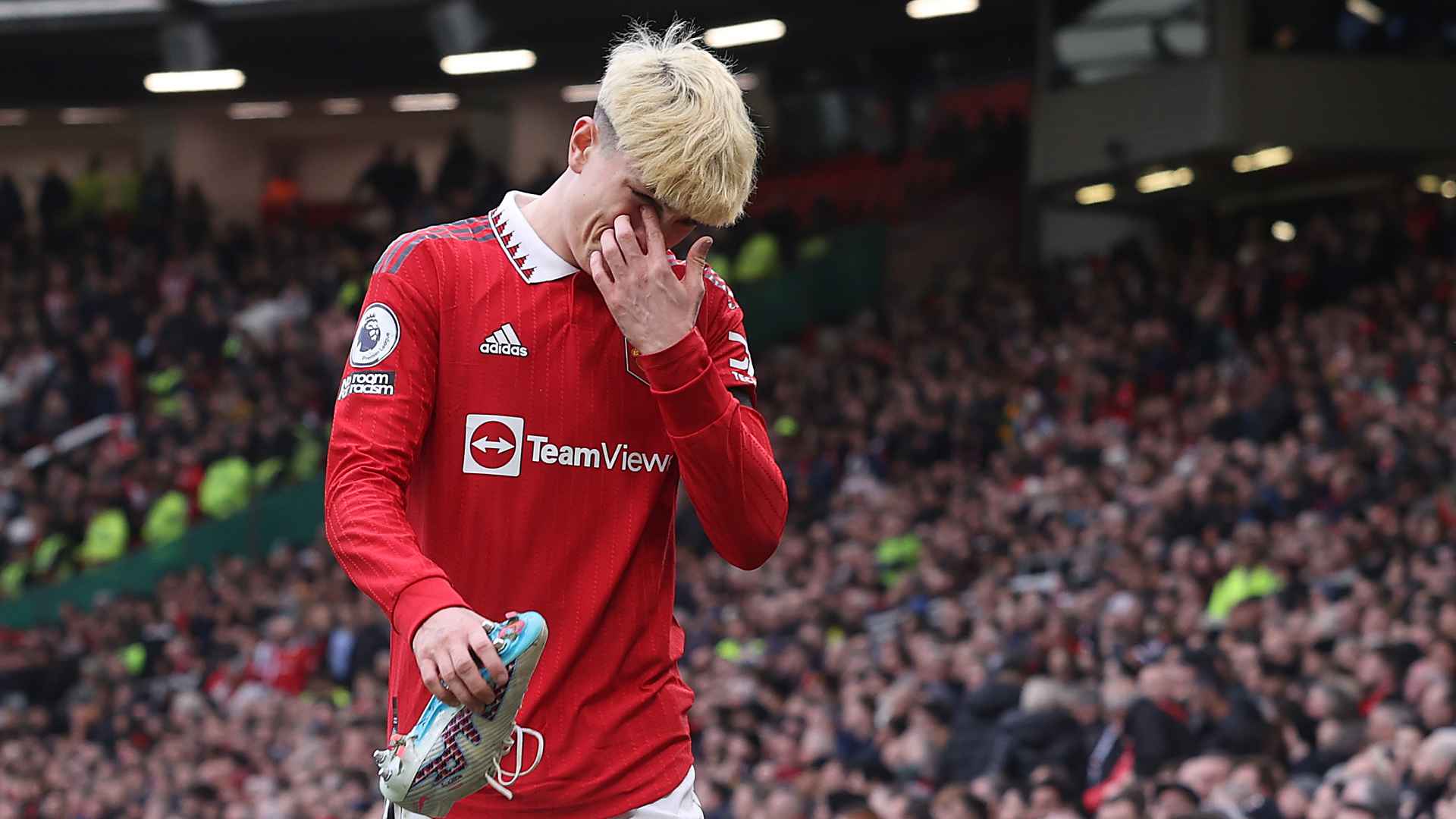 Alejandro Garnacho confirms injury lay-off | Manchester United