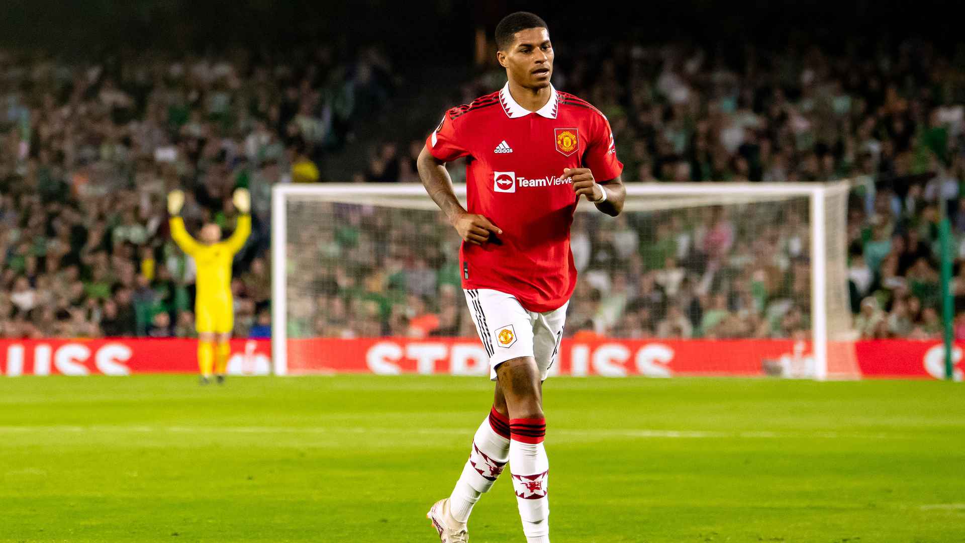Player highlights Marcus Rashford goals at Barcelona and Real Betis ...