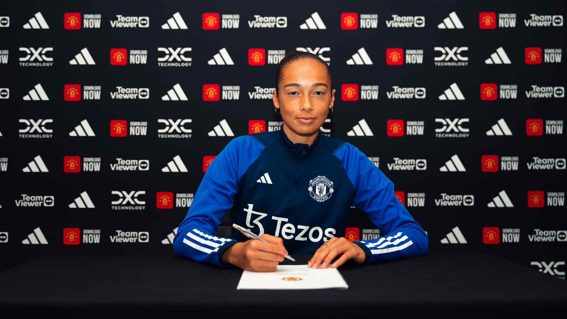 Phallon Tullis-Joyce interview after signing for United Women ...