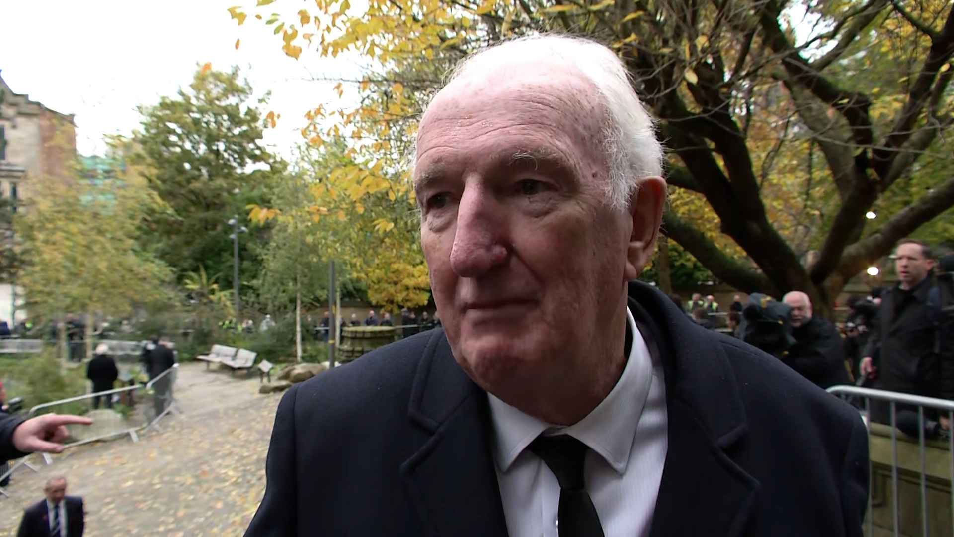 Alex Stepney interview ahead of Sir Bobby Charlton memorial service at ...