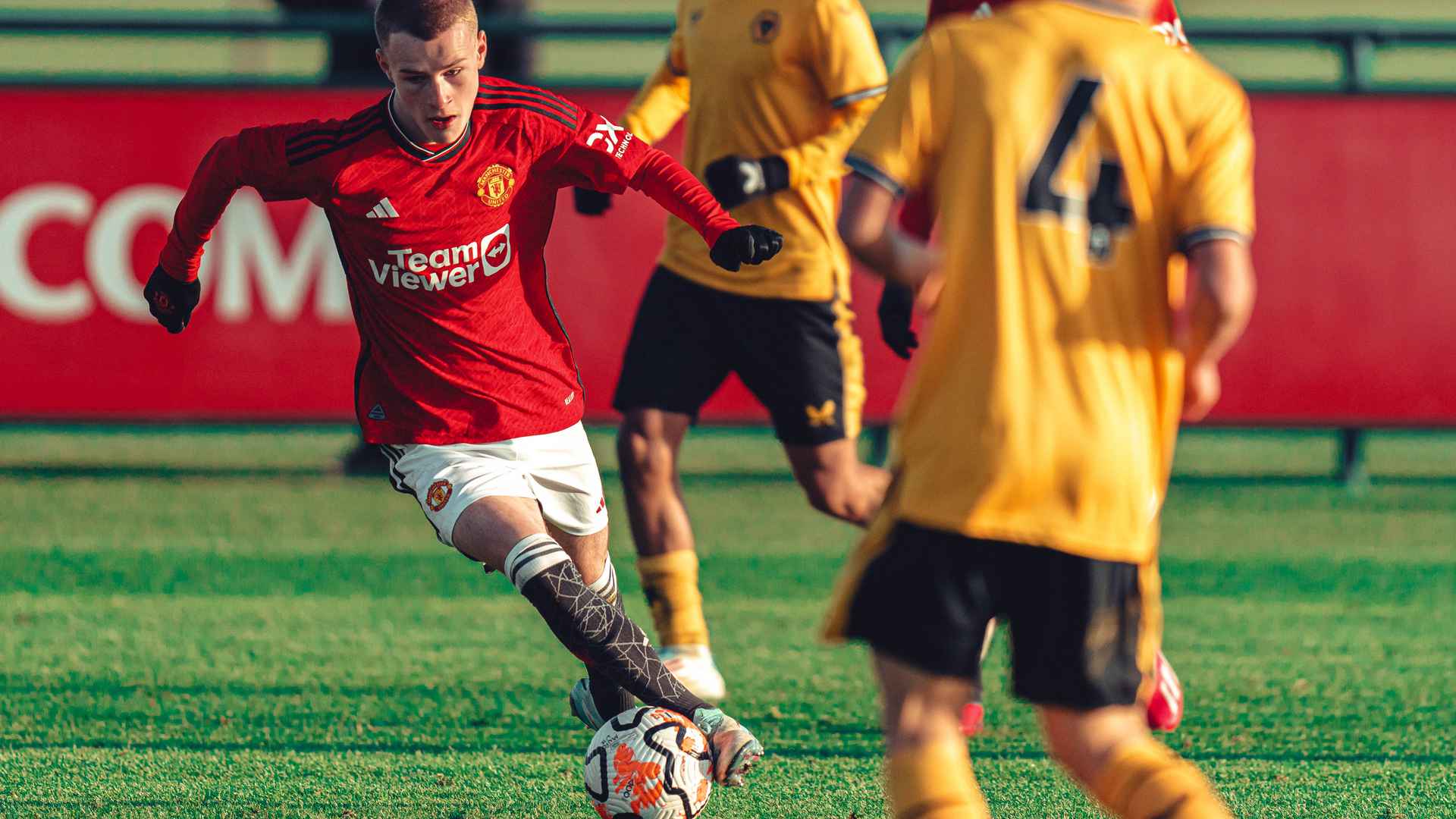 Under 18s match highlights Man Utd v Wolves 2 December 2023 ...