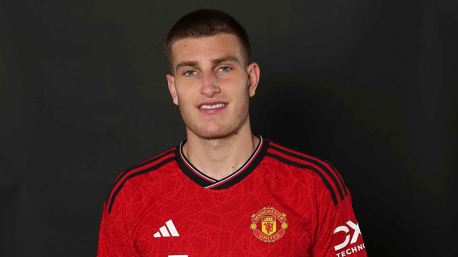 Player profile | Rhys Bennett | Man Utd Academy | Manchester United