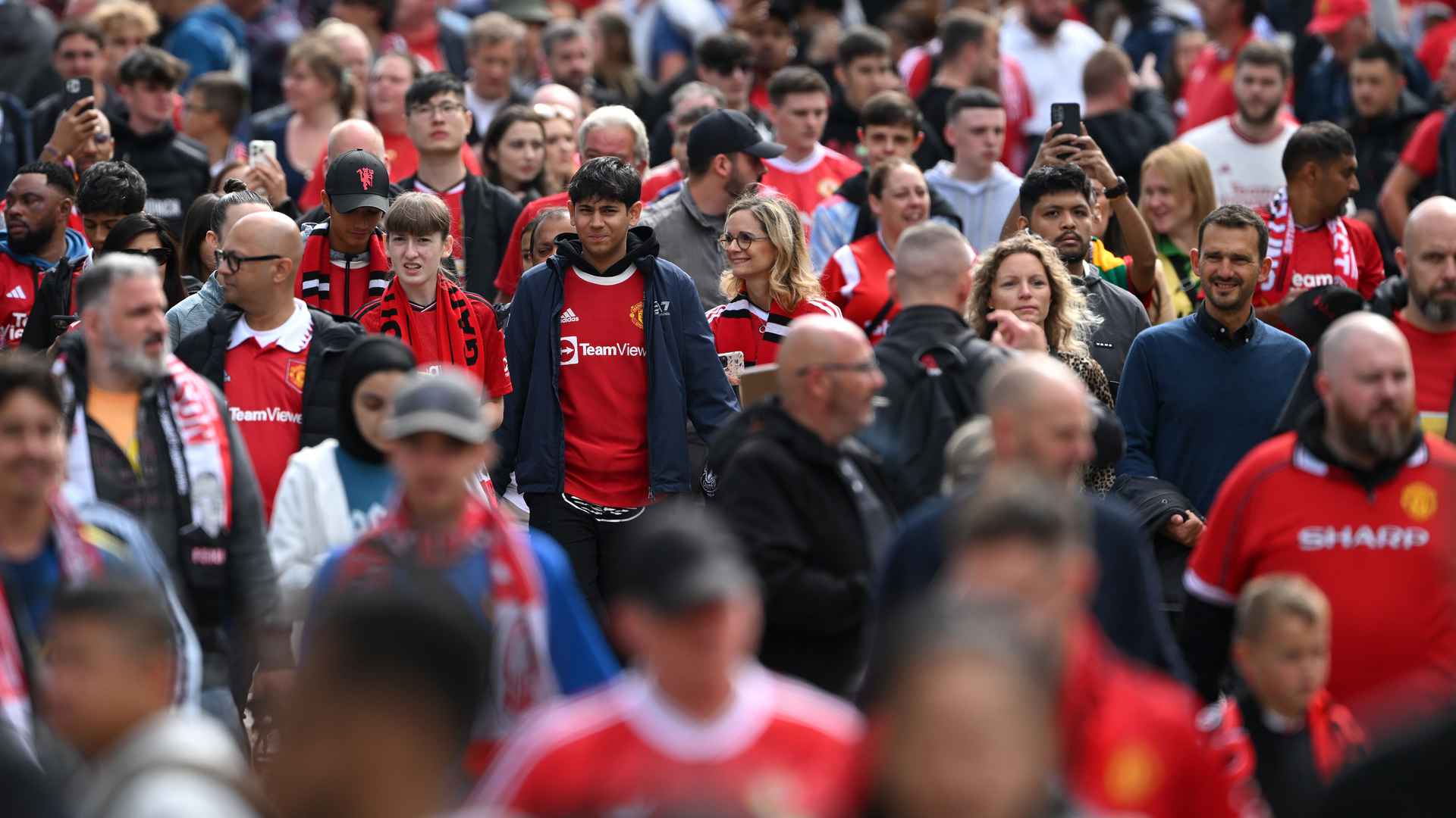 Fans raise £1million pounds for Man Utd Foundation through match ticket ...