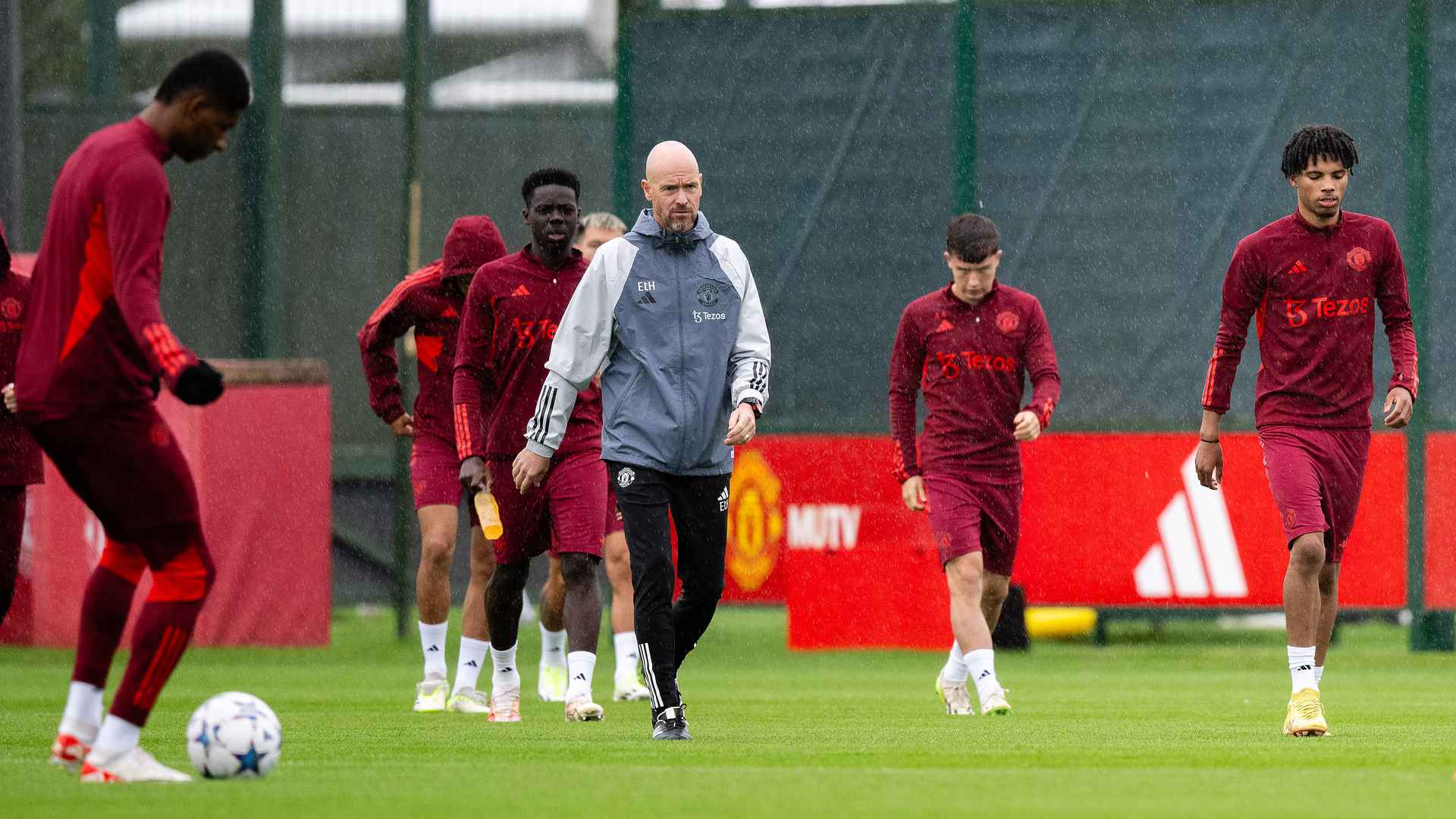 Erik ten Hag gives injury update at Allianz Arena press conference ...