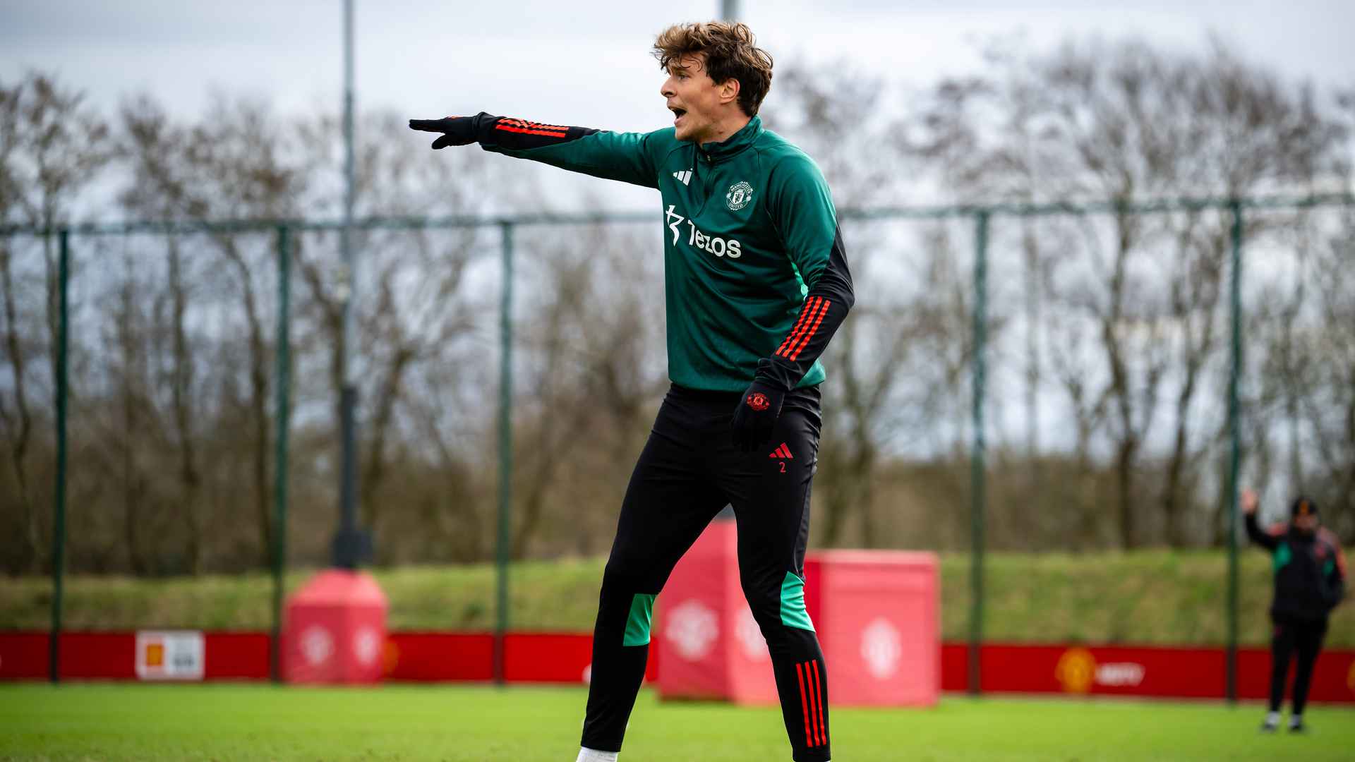 Man Utd first team training images from session at Carrington 5 ...