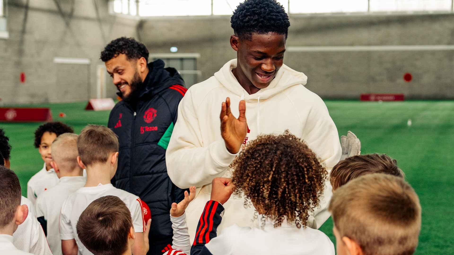 Gallery Kobbie Mainoo Playing With Freedom | Manchester United