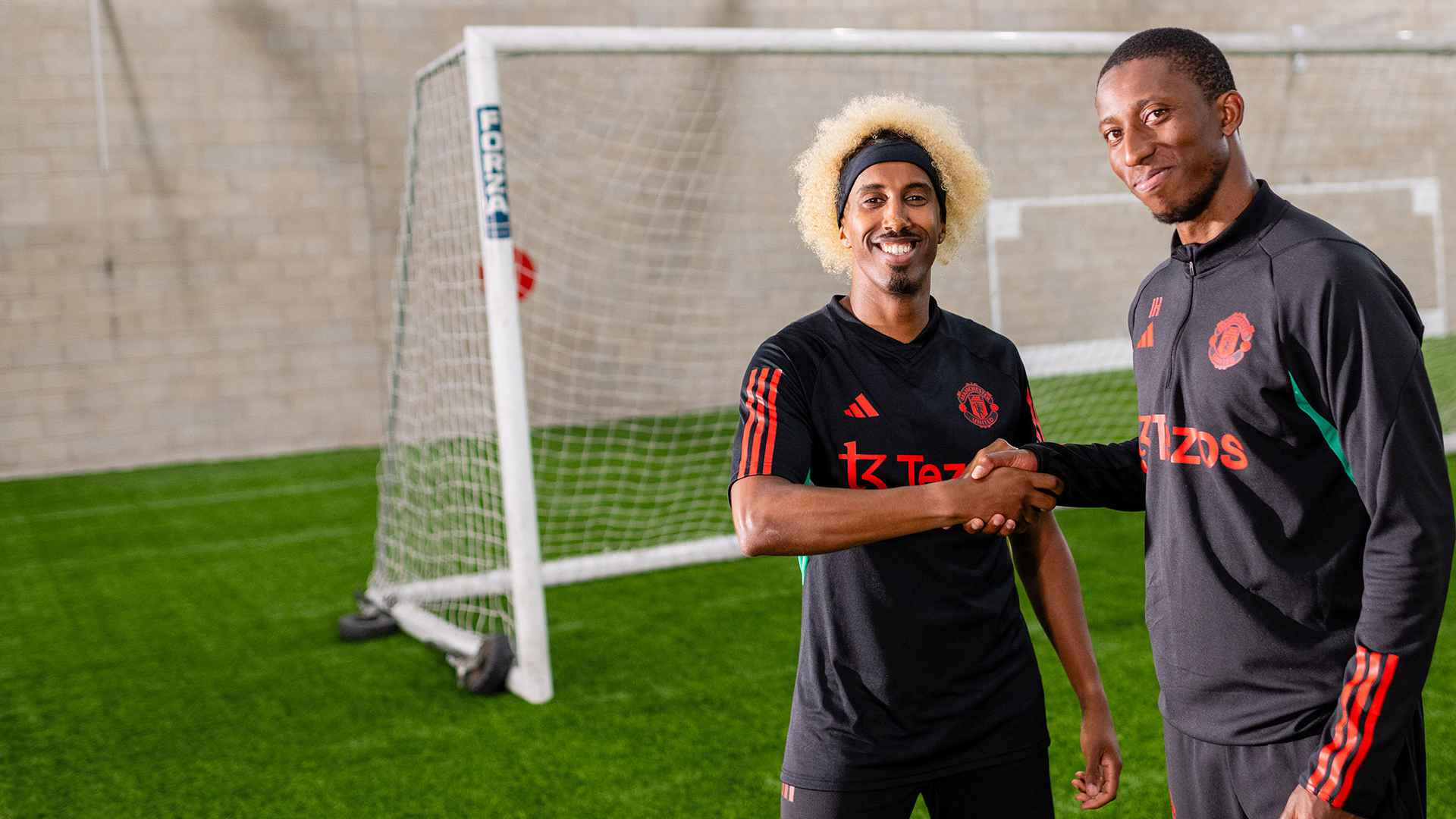 Digital Soccer School: episode 2 of Man Utd junior membership video ...