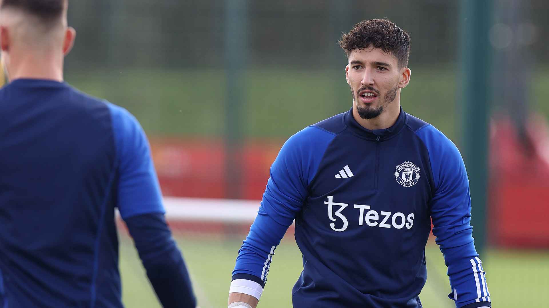 Bayindir se acerca al debut | Web oficial del Manchester United