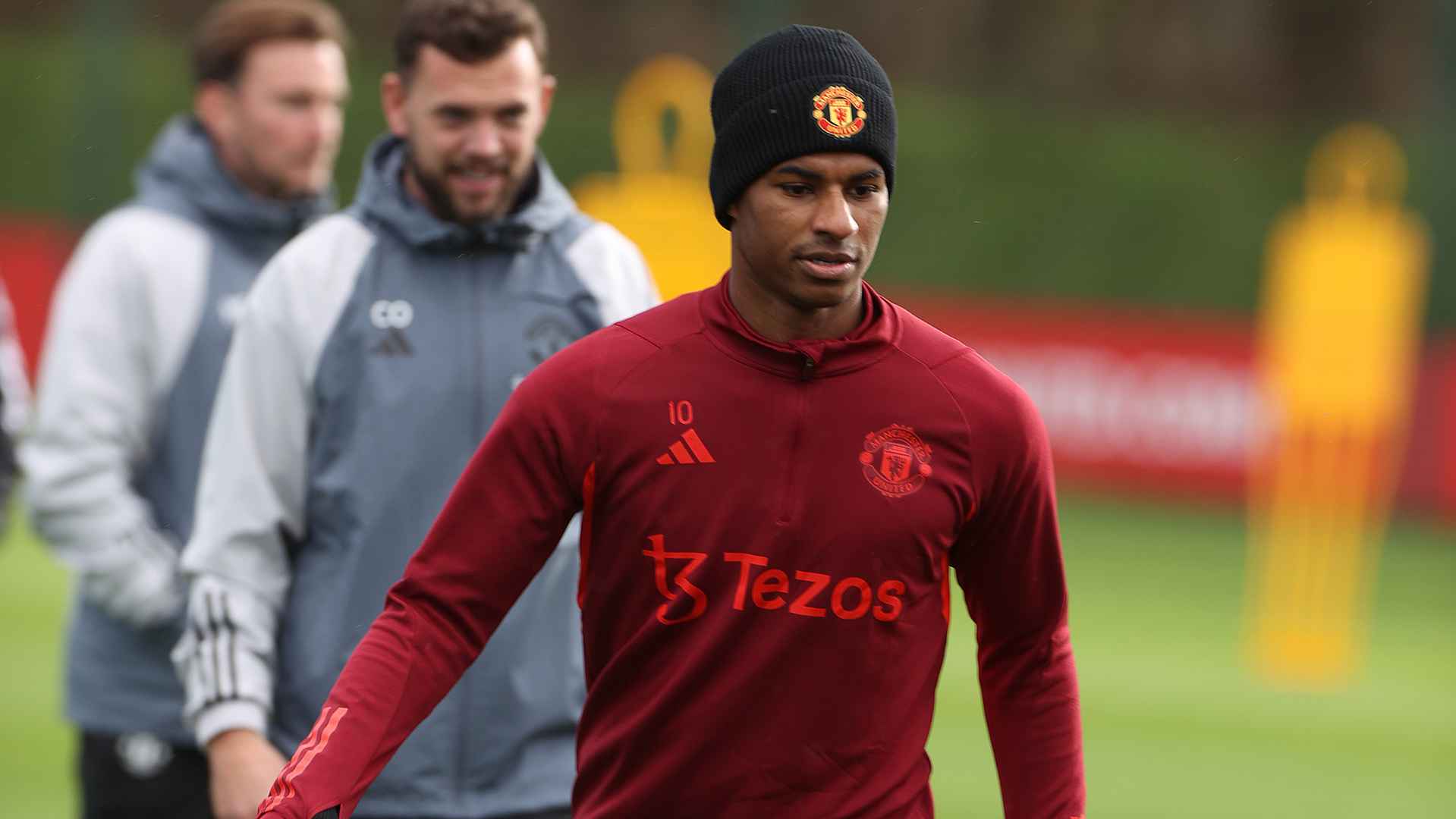 Man Utd training gallery as players prepare at Carrington before ...