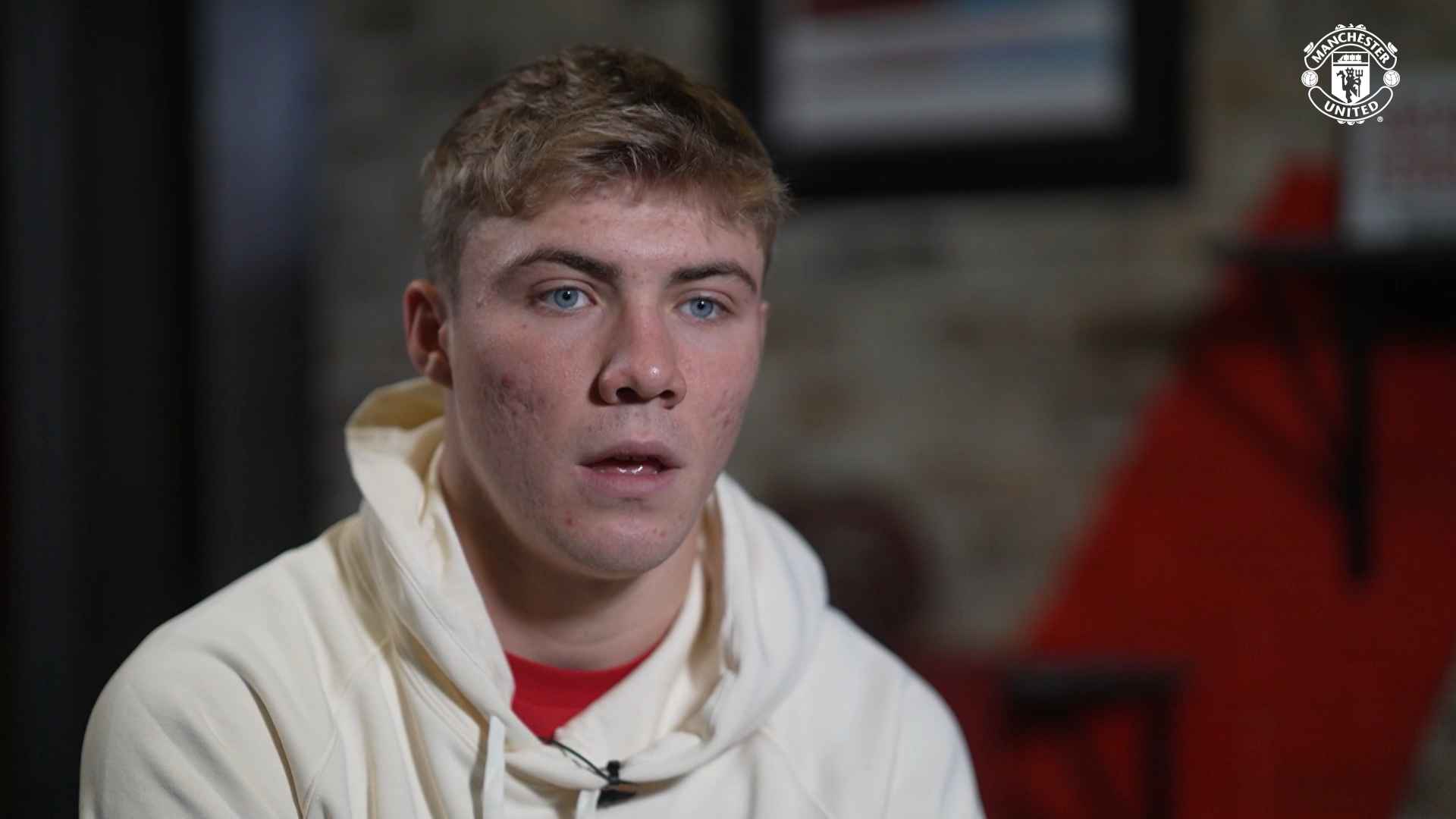 Rasmus Hojlund ICS interview ahead of Man Utd vs Luton Town in the ...