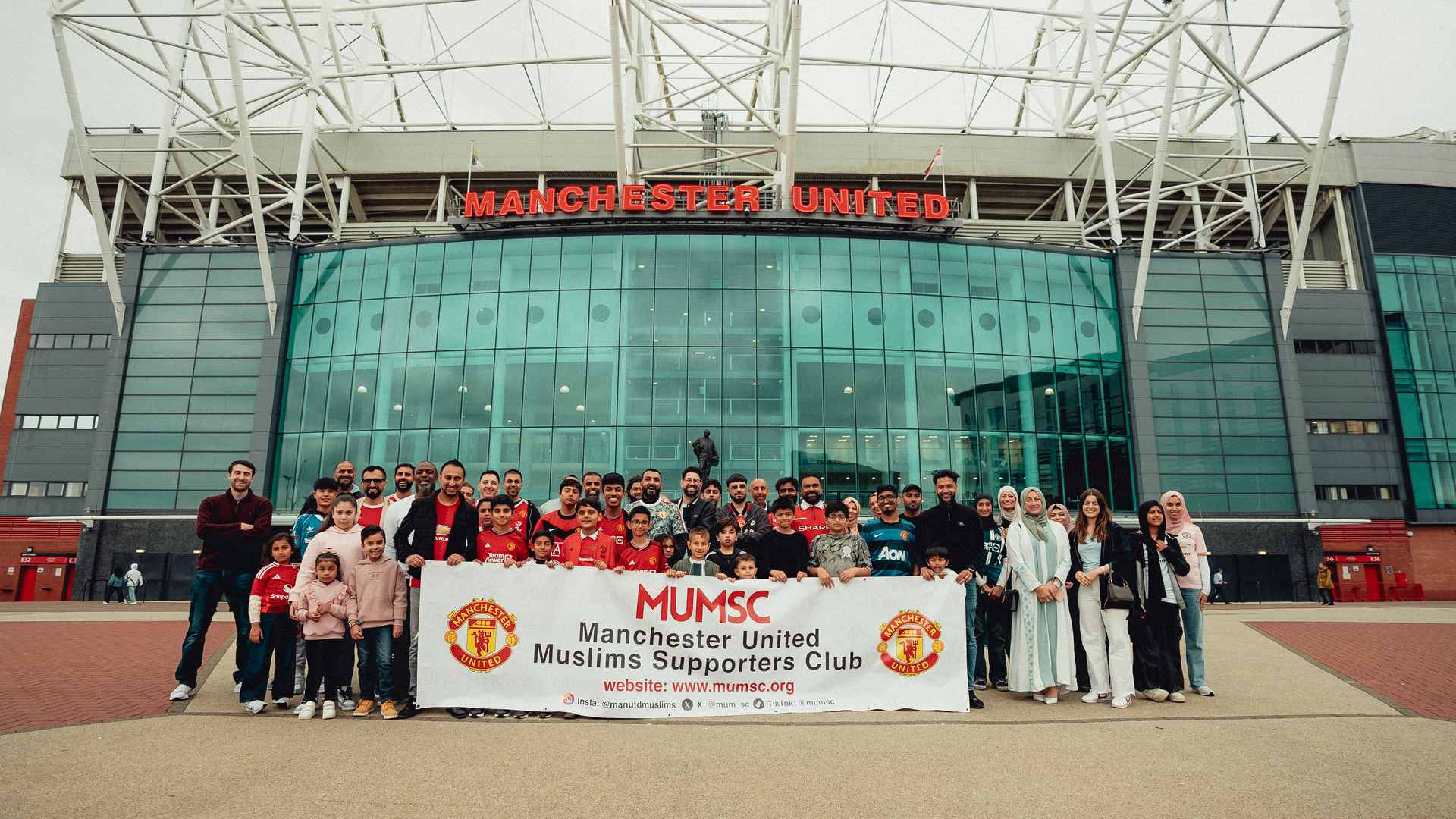 United welcomes its first Muslim supporters’ club | Manchester United