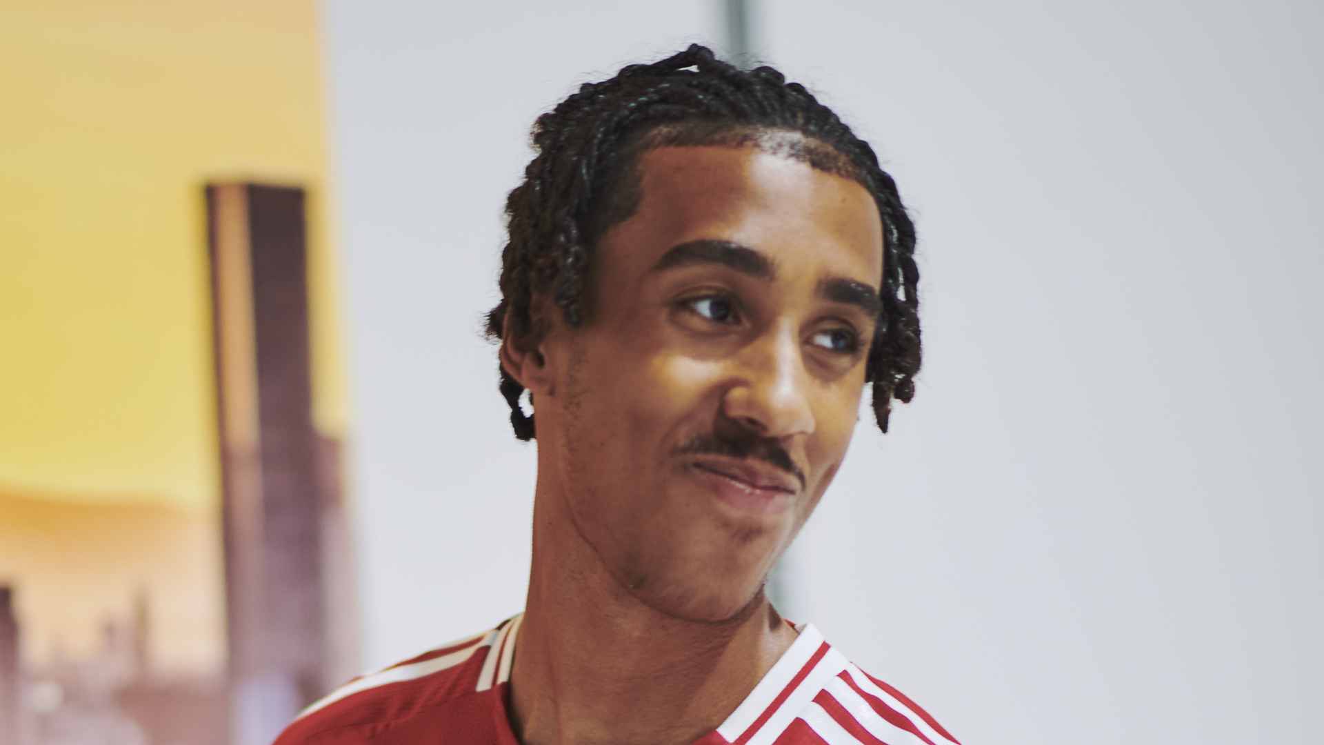 Leny Yoro first Man Utd interview coming soon | Manchester United