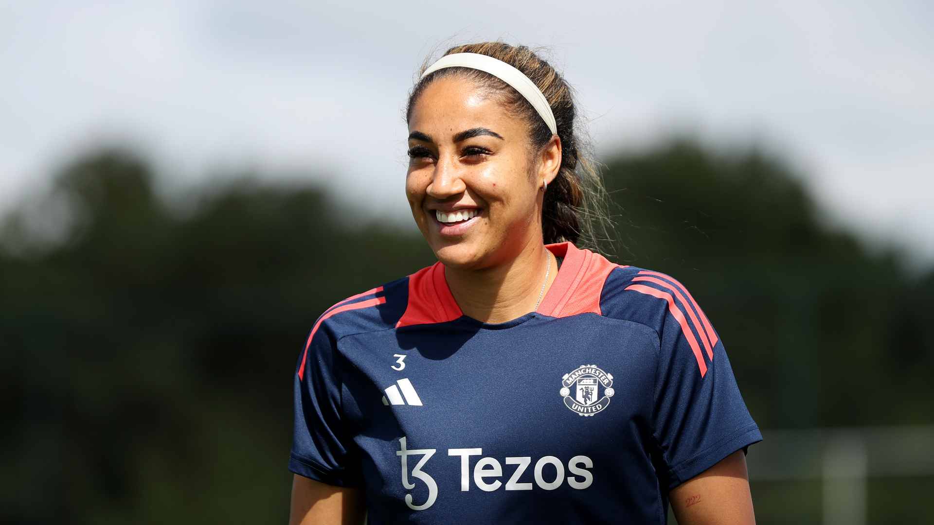 Gabby George expresses gratitude to Everton before potential reunion ...