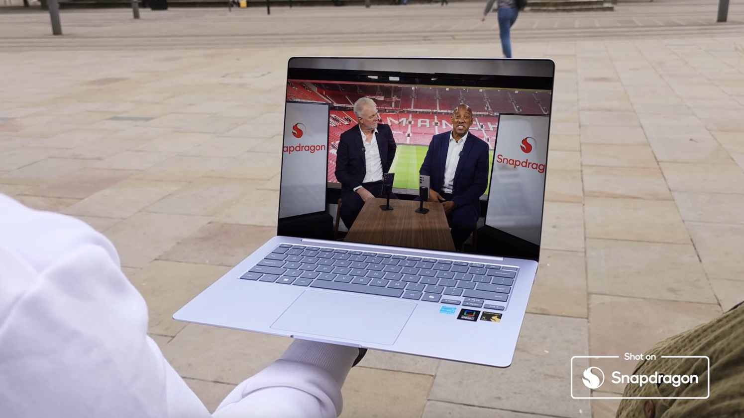 Video Race to Old Trafford with Snapdragon | Manchester United