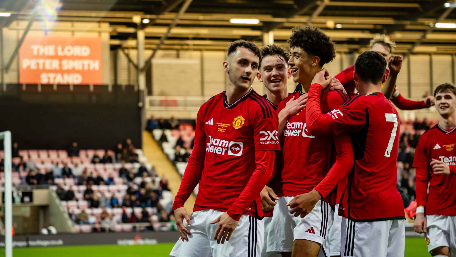 Full-time scenes at the cup final | Manchester United