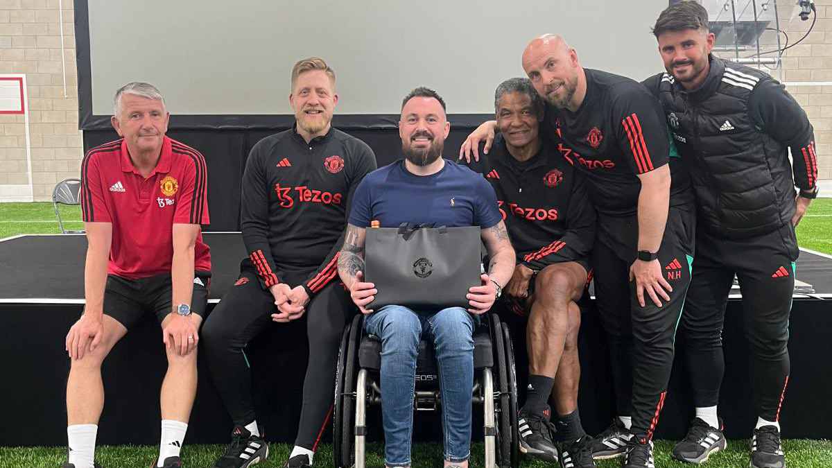 Manchester Arena bomb survivor Martin Hibbert gives inspirational talk ...