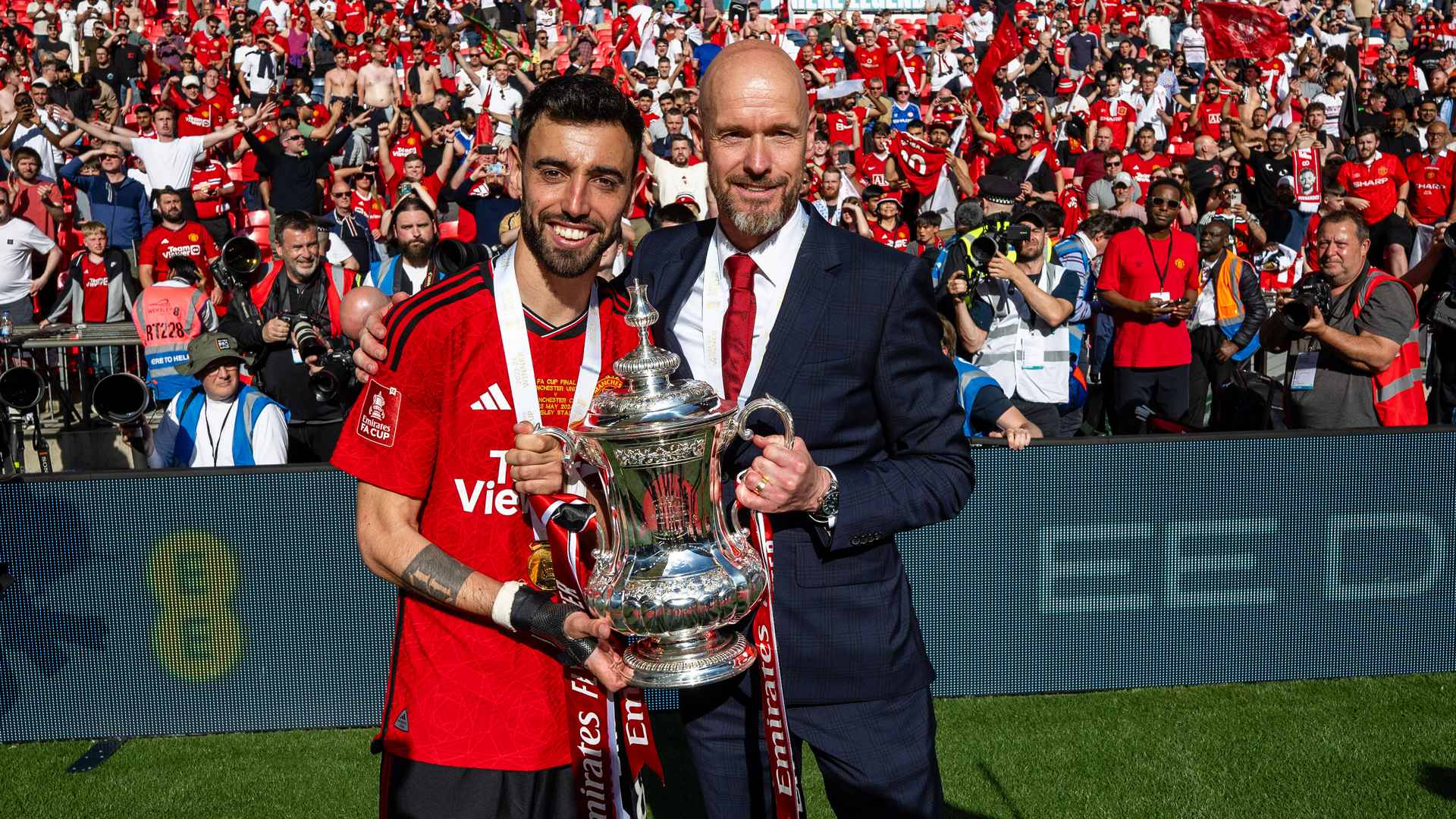 90 in 20 extended highlights from Man City v Man Utd in the 2024 FA Cup ...