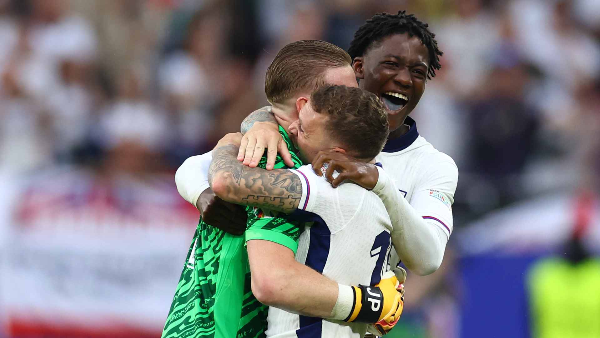 Kobbie Mainoo makes first tournament start as England beat Slovakia 2-1 ...