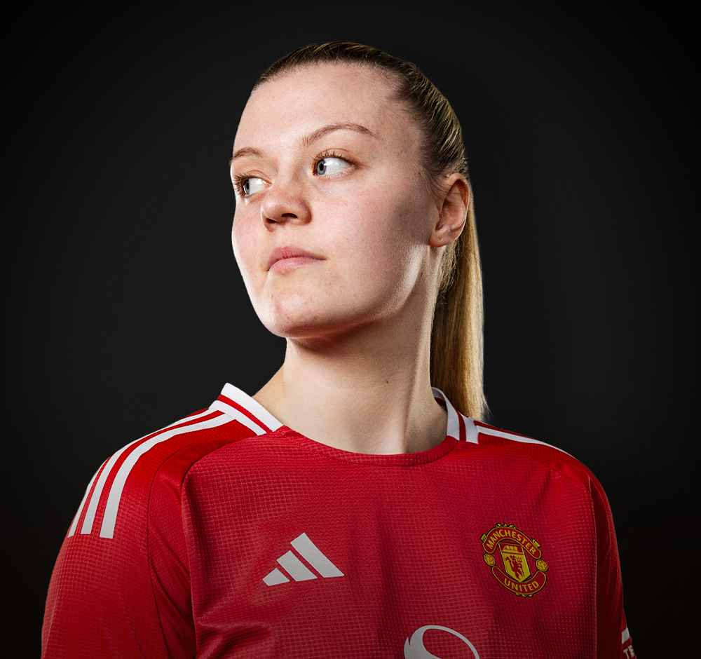 Jess Simpson | Man Utd Women Player Profile | Manchester United