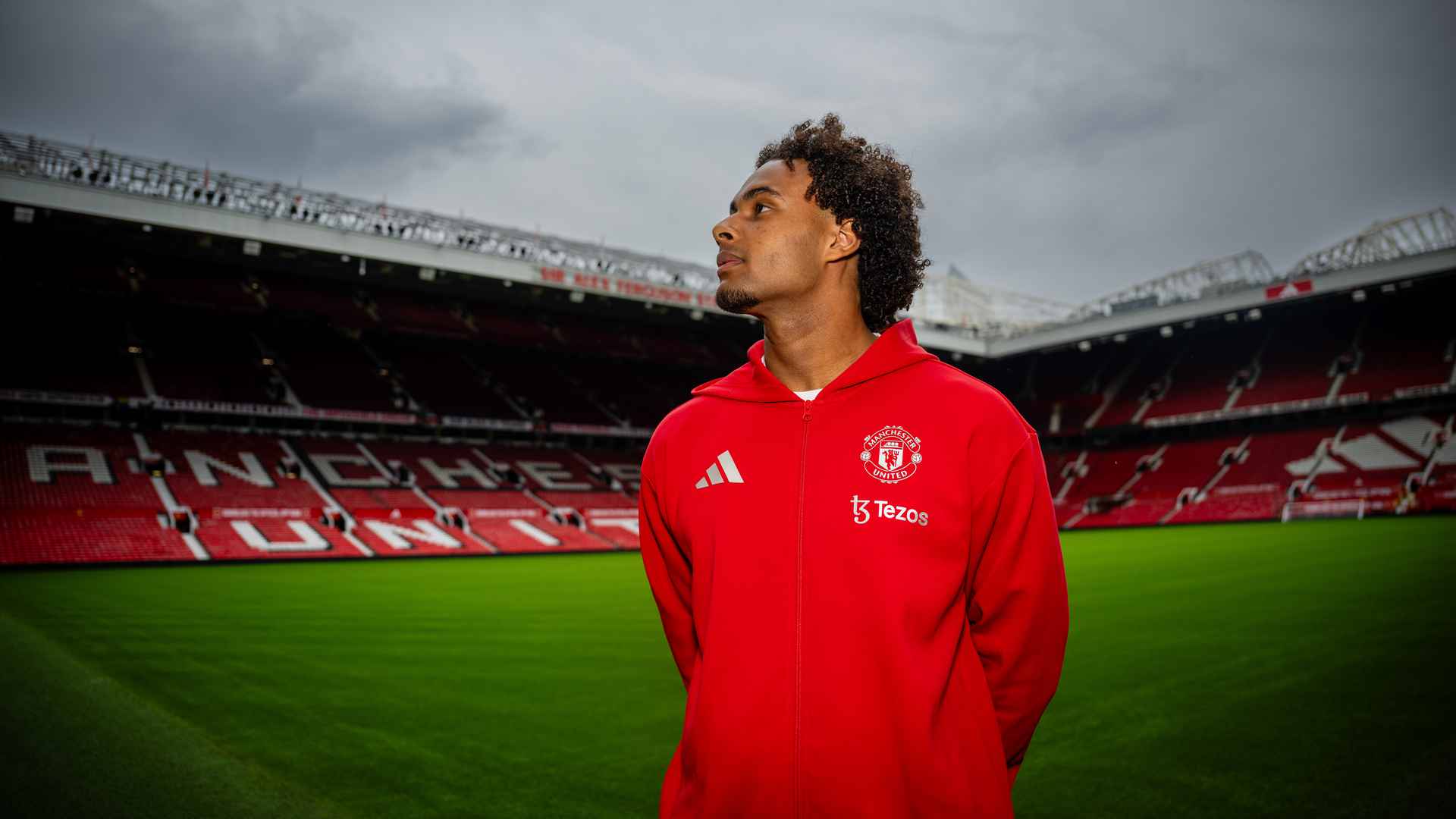 Joshua Zirkzee cites two world-class forwards as his idols | Manchester ...