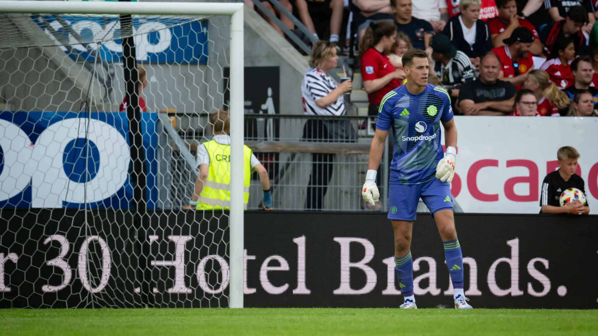 Radek Vitek speaks out after Man Utd narrow pre season defeat against ...