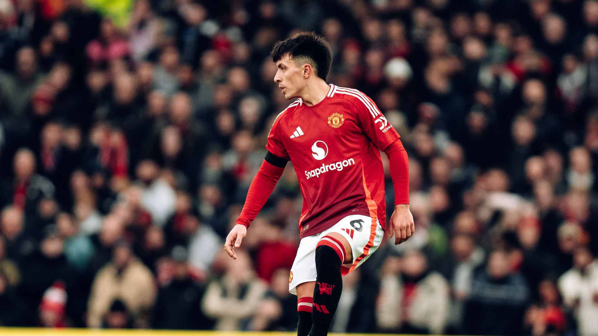 Lisandro Martinez shares positive injury update for Man Utd fans ...