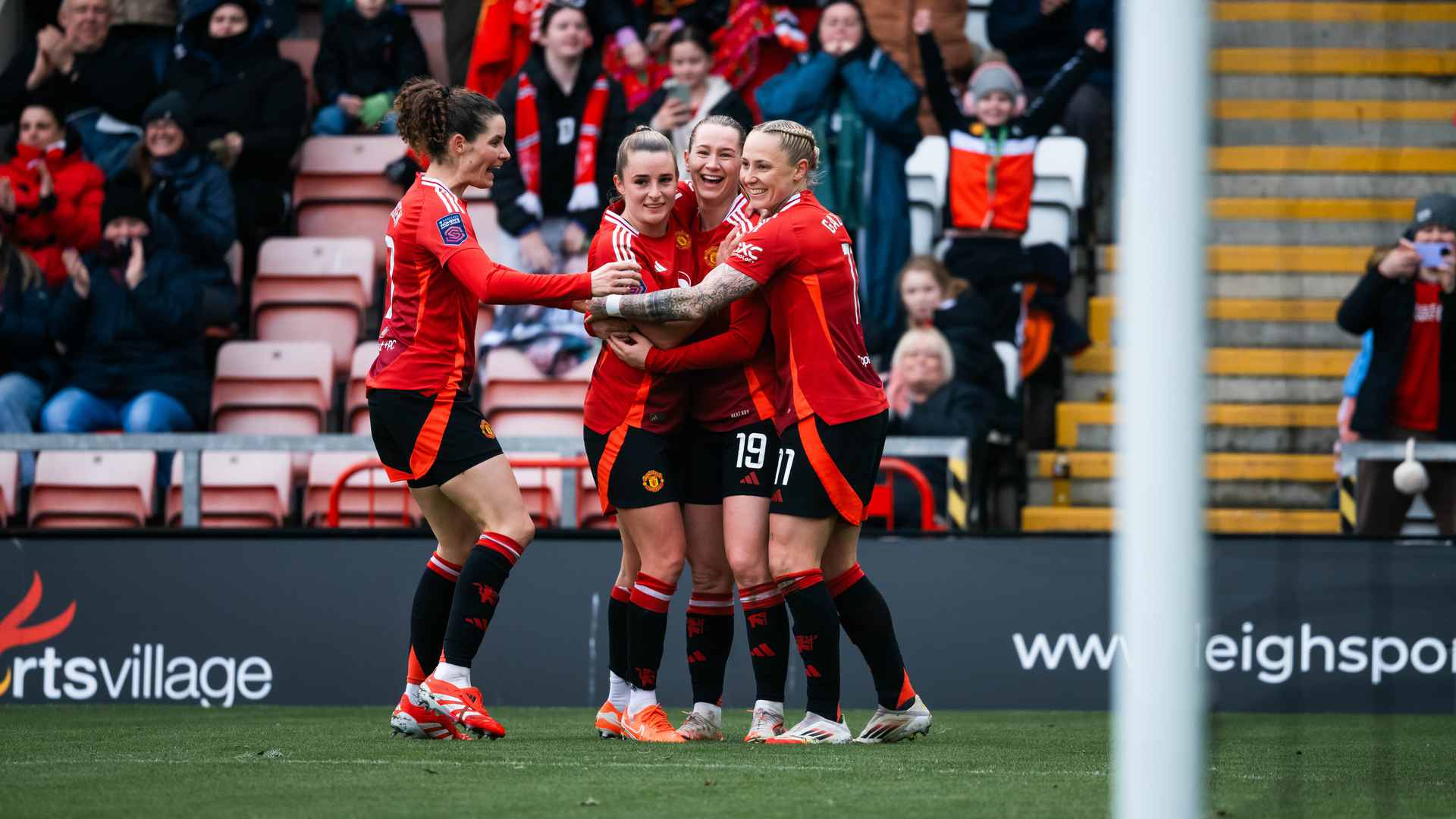 Match report from Man Utd Women v Crystal Palace in the WSL | 16 ...