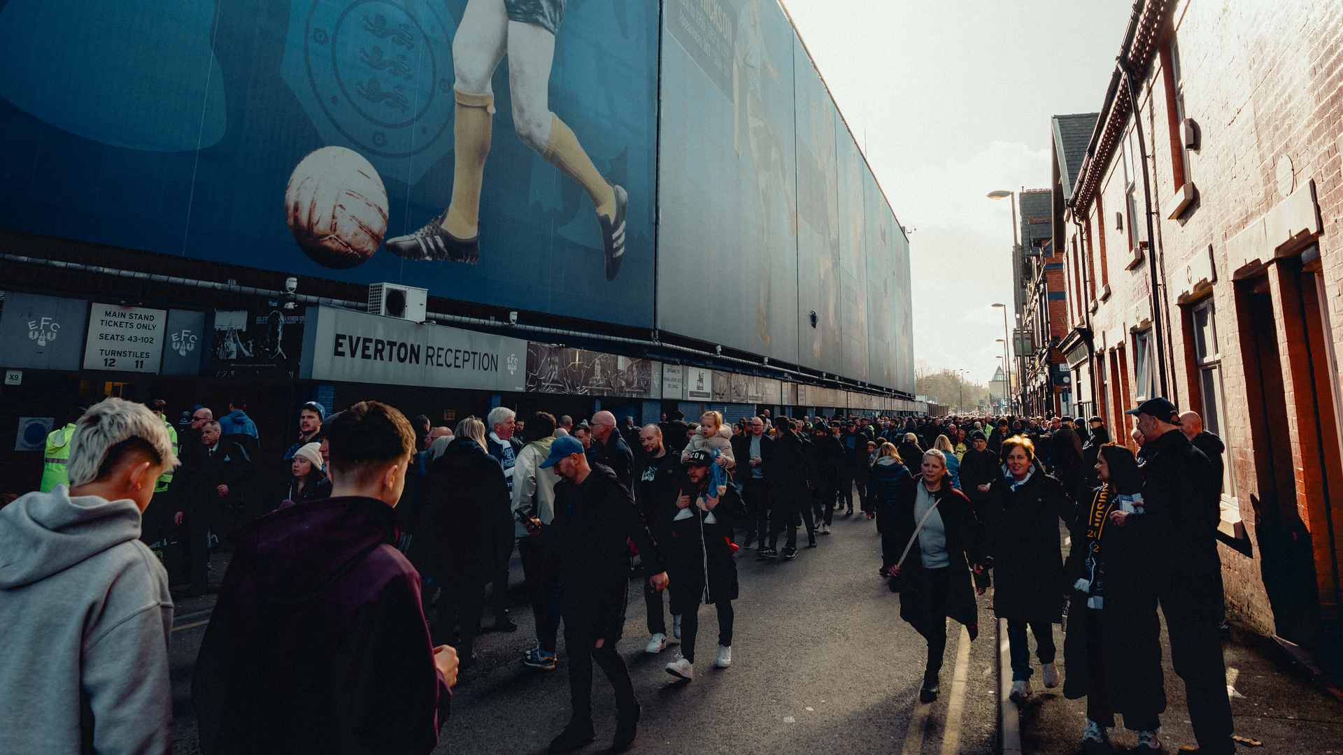 Goodbye to Goodison, a place of magic | Manchester United
