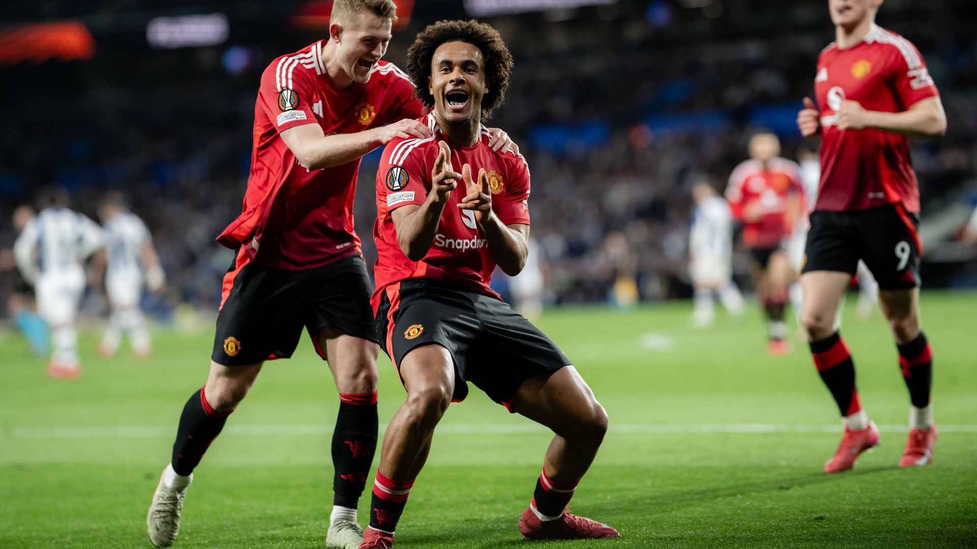 Joshua Zirkzee explains his goal celebration | Manchester United
